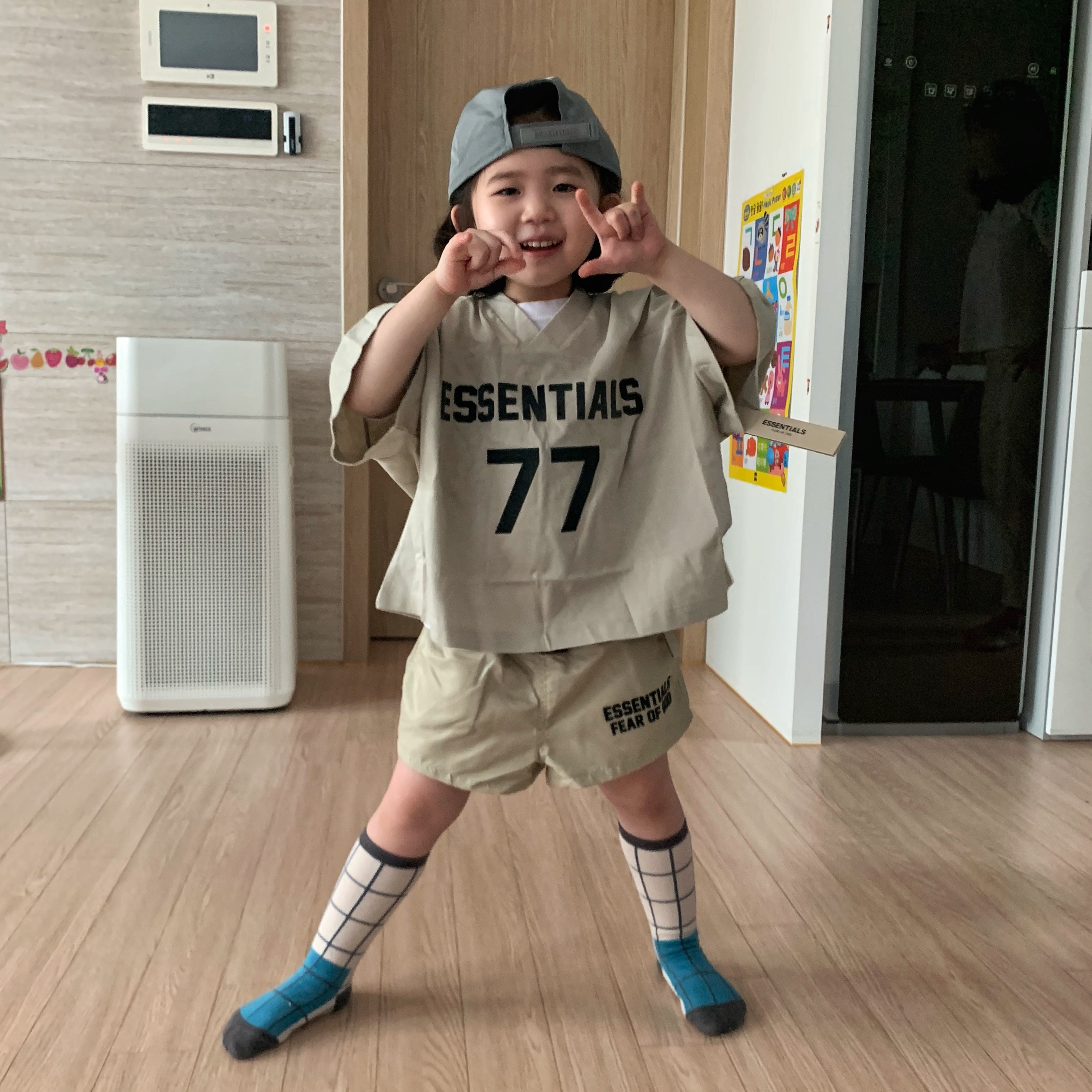 Bae Yun (@baersace) 님의 게시물 | KREAM