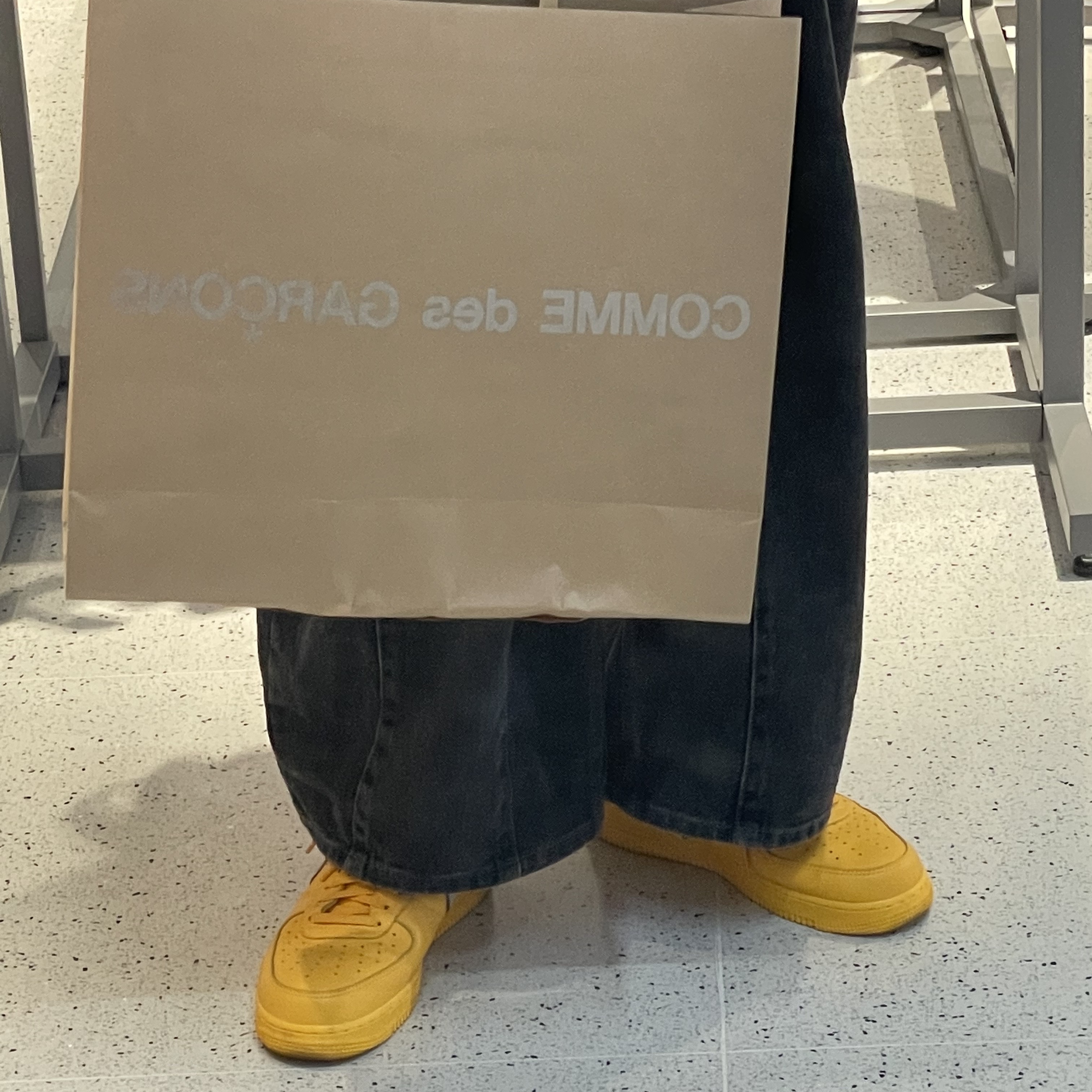 임준영 (@jj._.youth) 님의 게시물 | KREAM