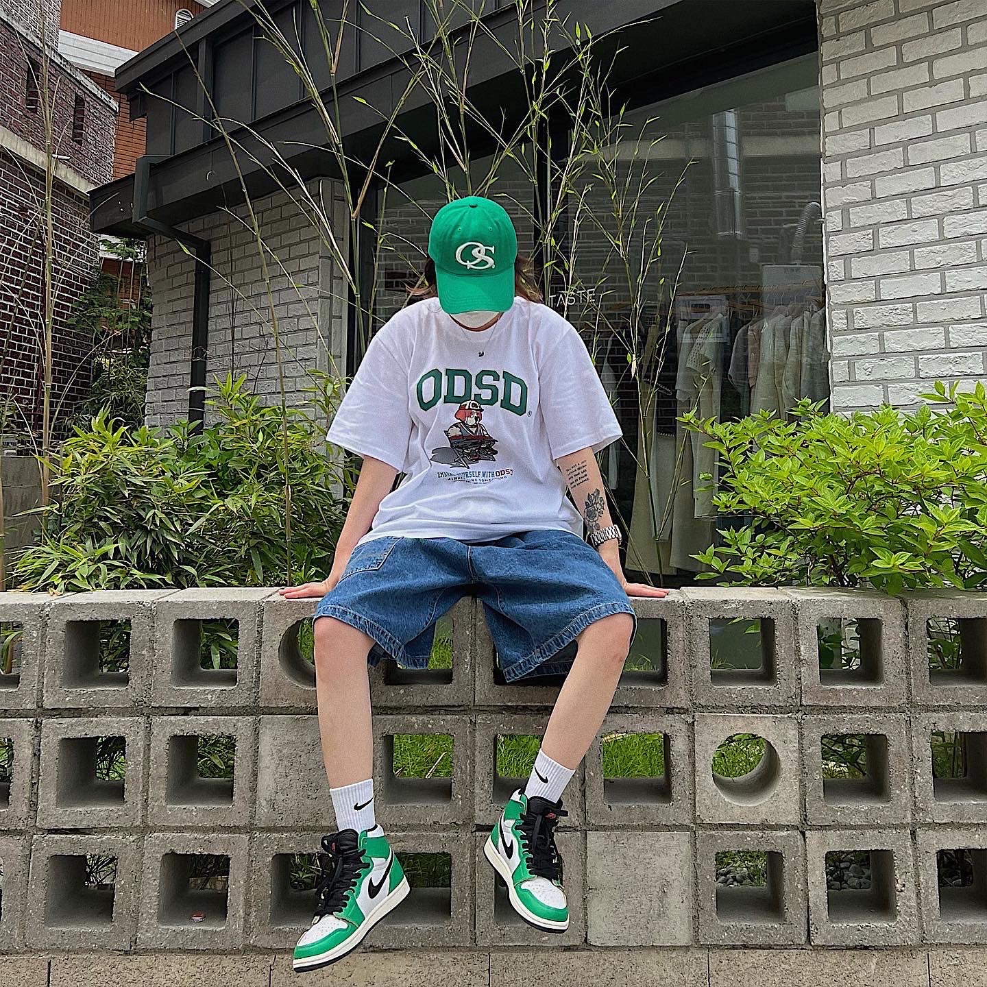 댜쨩 (@95.ekdus) 님의 게시물 | KREAM