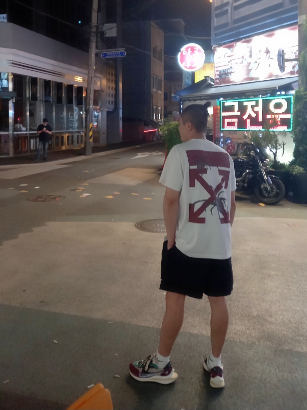 (@shady_bk) 님의 게시물 | KREAM