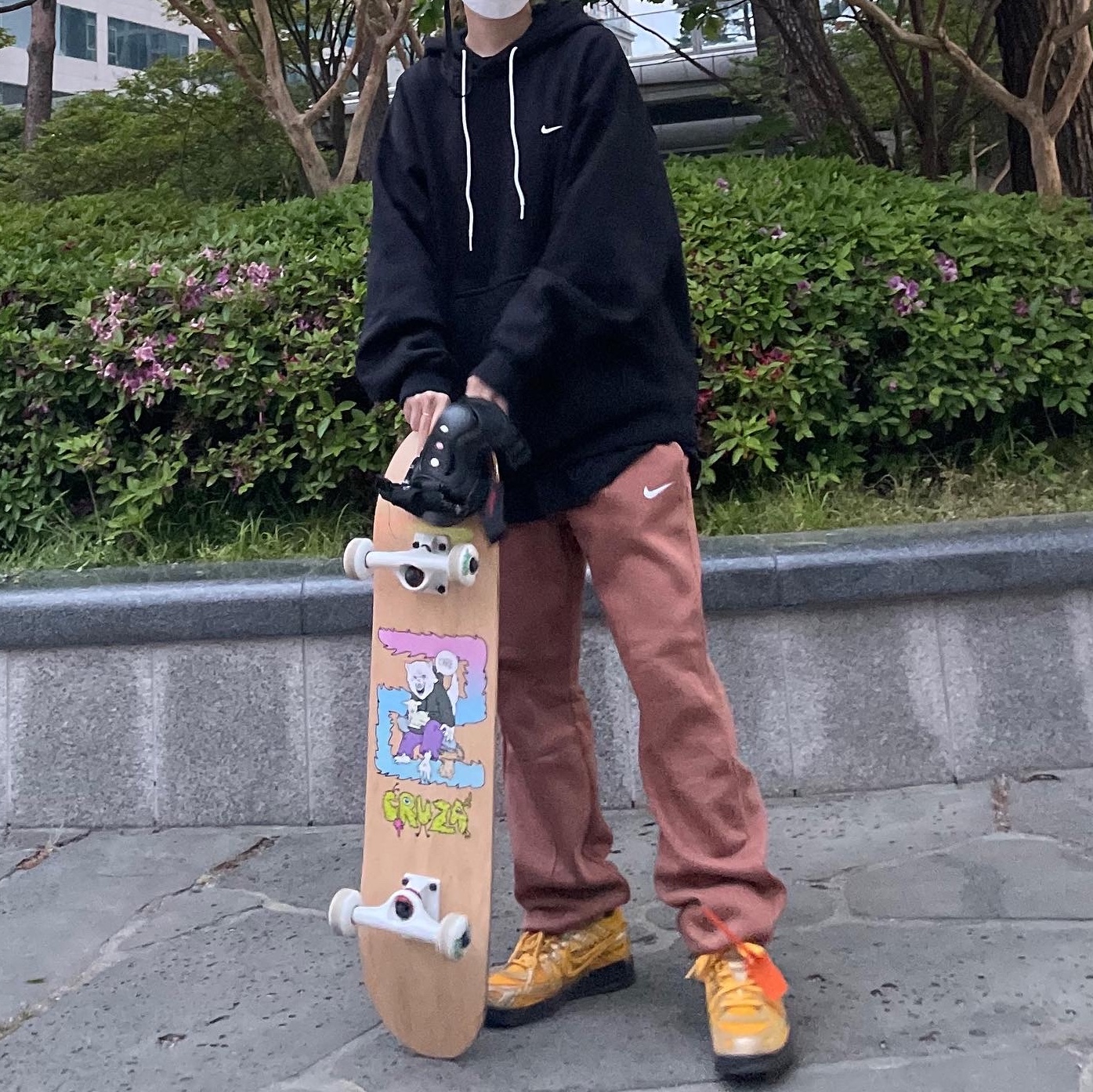 (@keemjhee) 님의 게시물 | KREAM