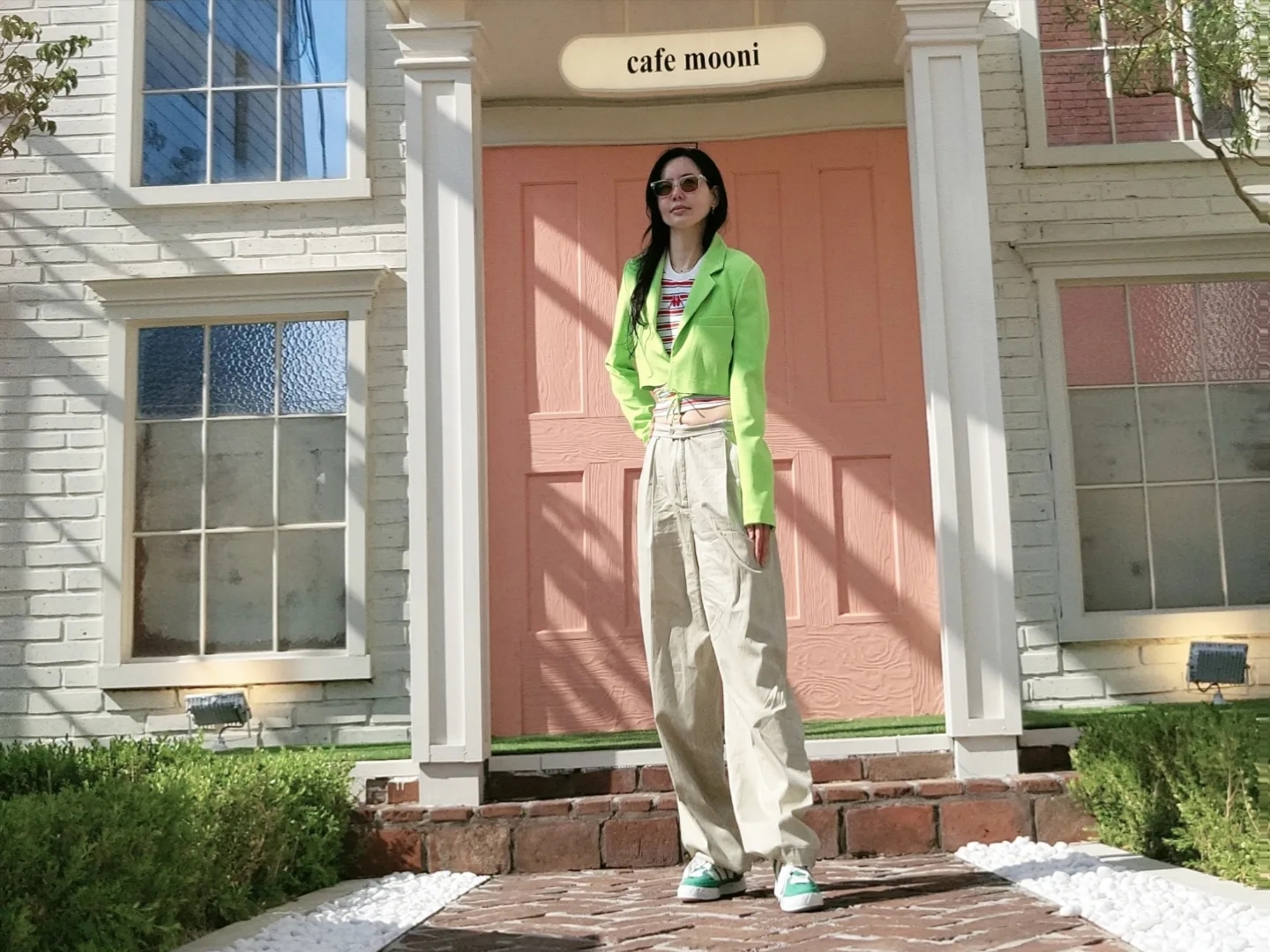 nj-yong (@romy7090) 님의 게시물 | KREAM