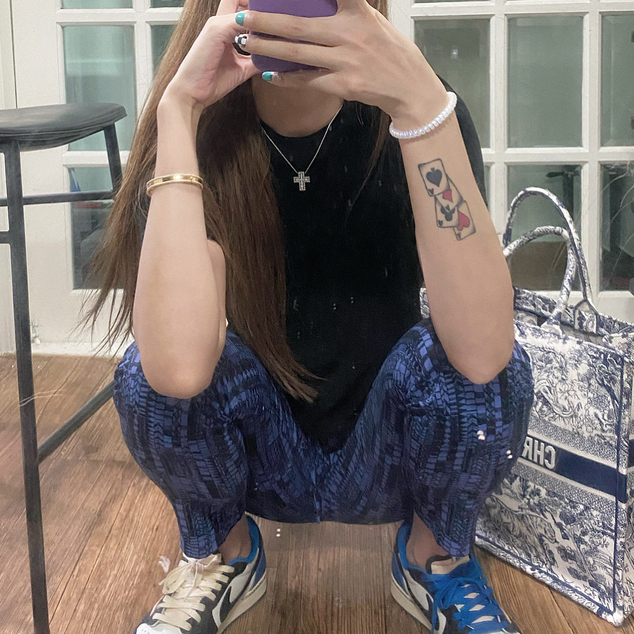 insta🖤@seul8041 (@seul8041) 님의 게시물 | KREAM