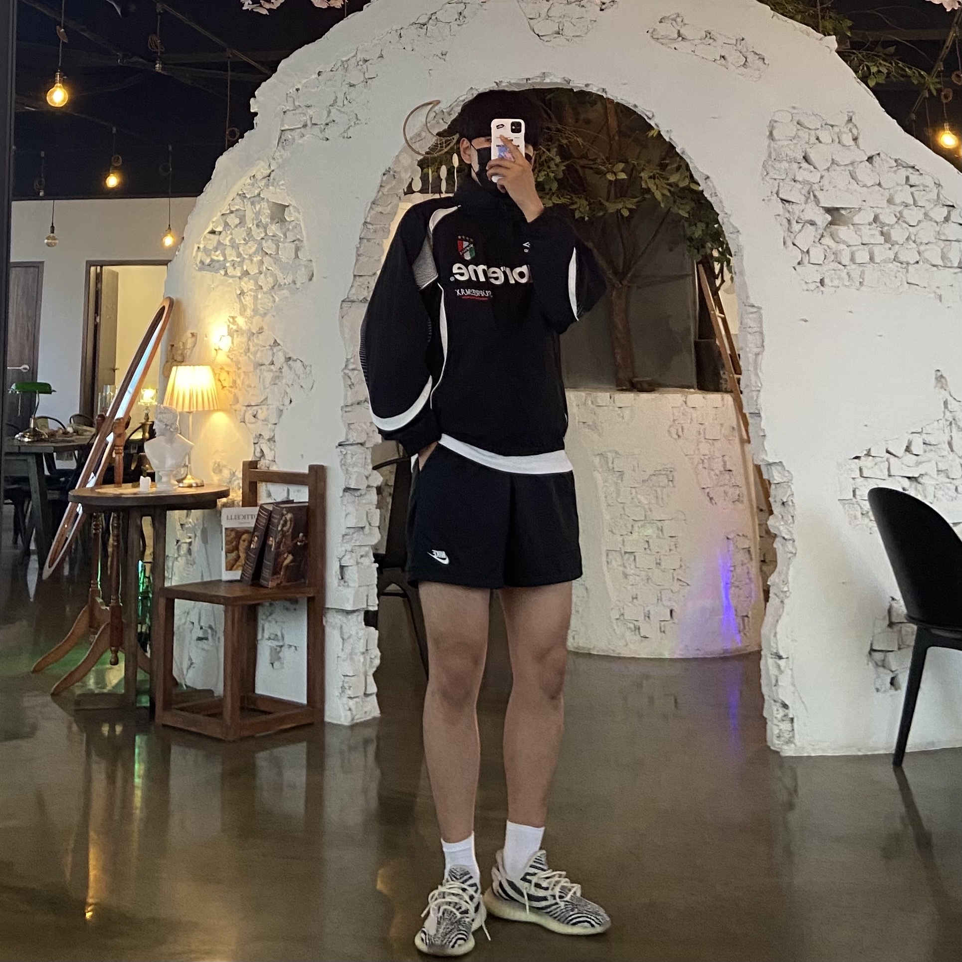 jko0438 (@euphoria__sss) 님의 게시물 | KREAM