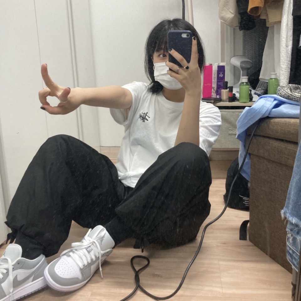 람보 (@yoon__br) 님의 게시물 | KREAM