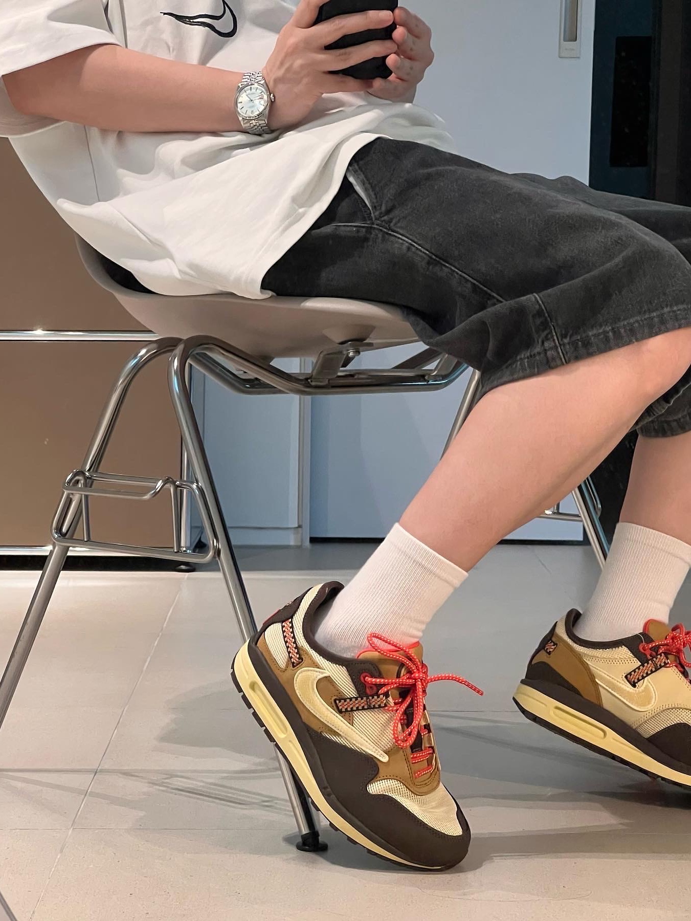 🐛 (@zi_ne) 님의 게시물 | KREAM