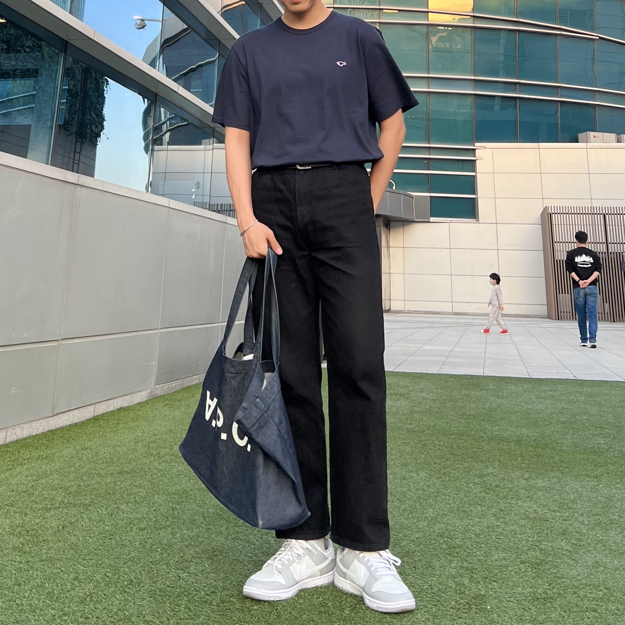 형서 (@hs.__.o1) 님의 게시물 | KREAM