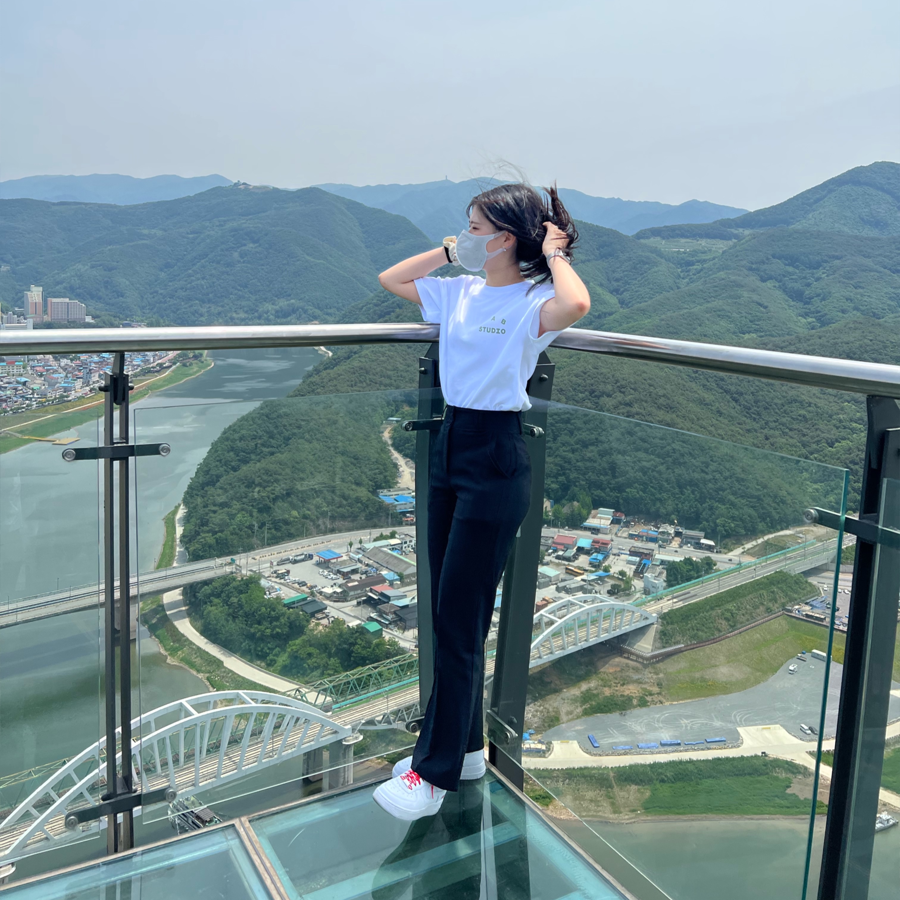 인정 (@admit) 님의 게시물 | KREAM