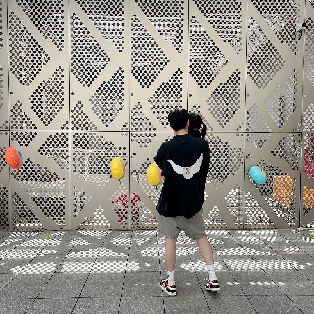 (@kooonj) 님의 게시물 | KREAM