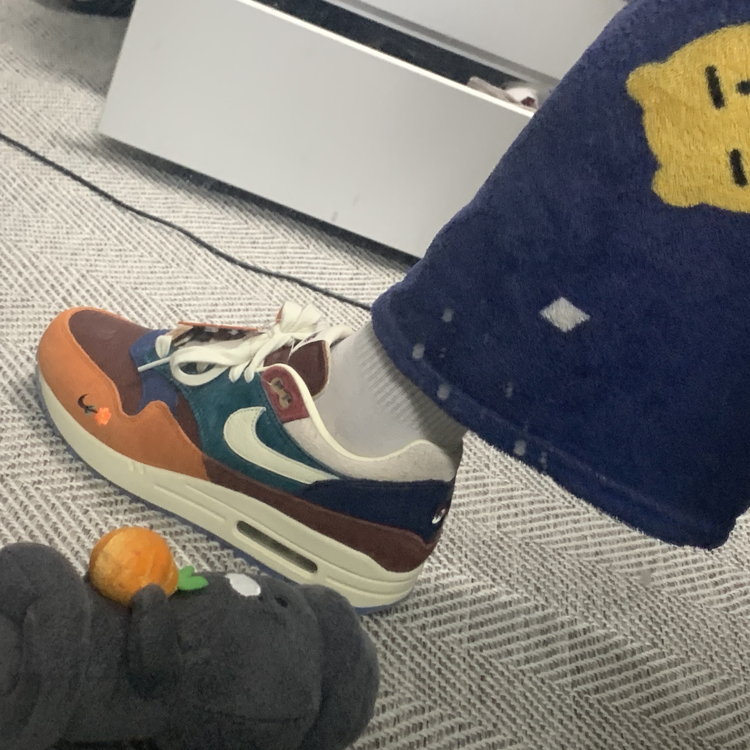 머현 (@hyeon._o) 님의 게시물 | KREAM