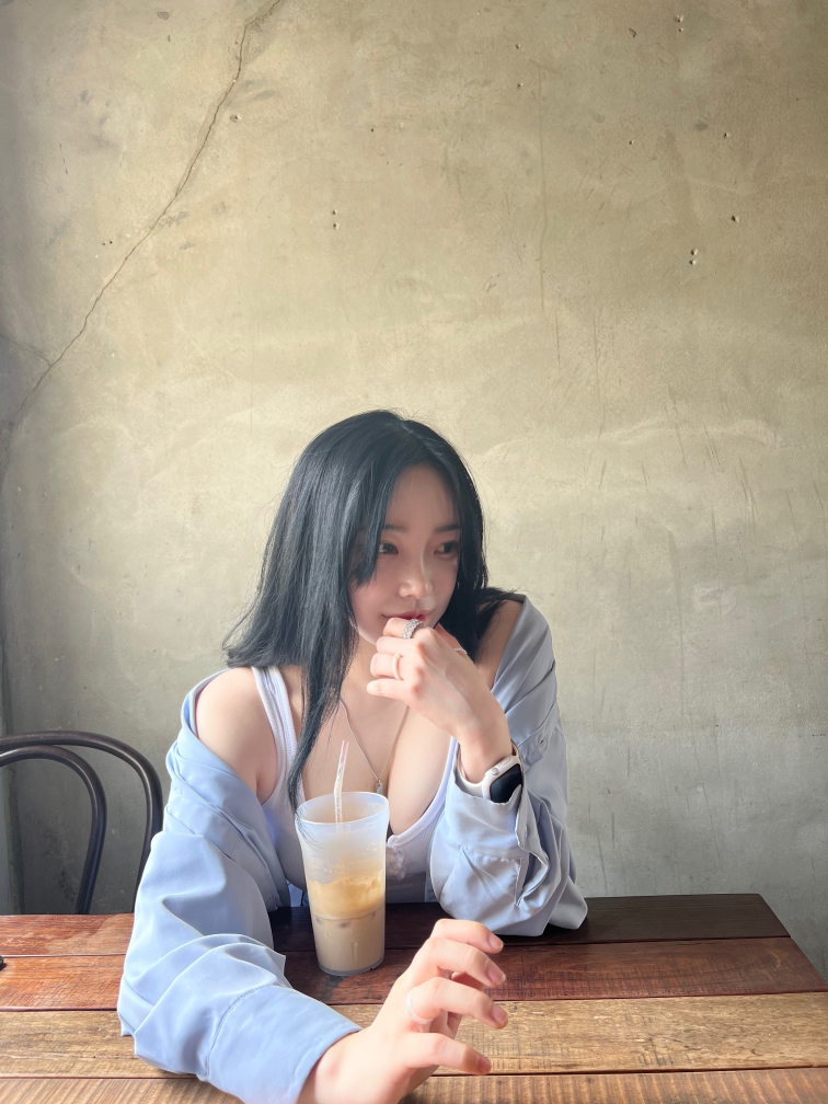 김무민 (@moominni) 님의 게시물 | KREAM