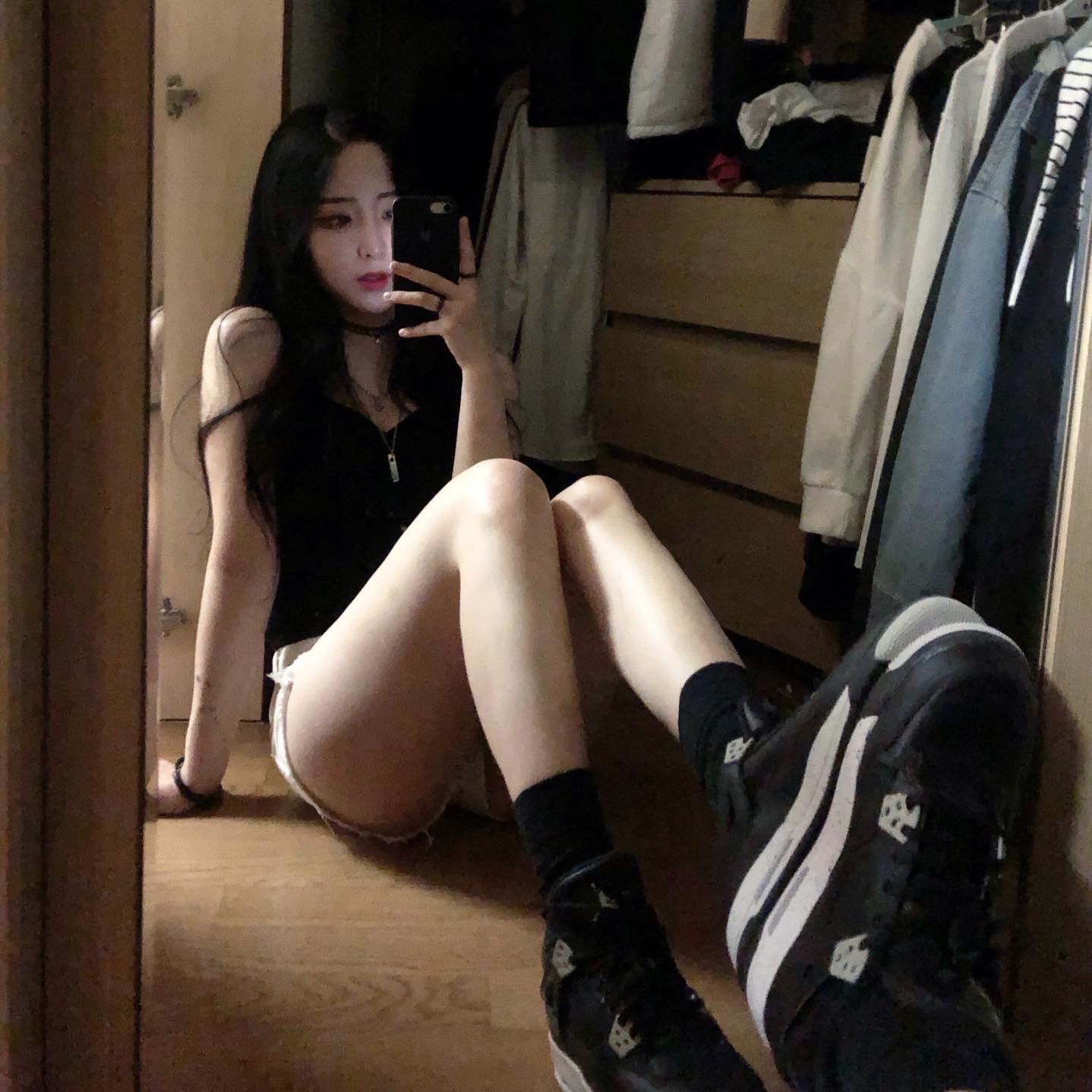 서녜 (@cseonye) 님의 게시물 | KREAM