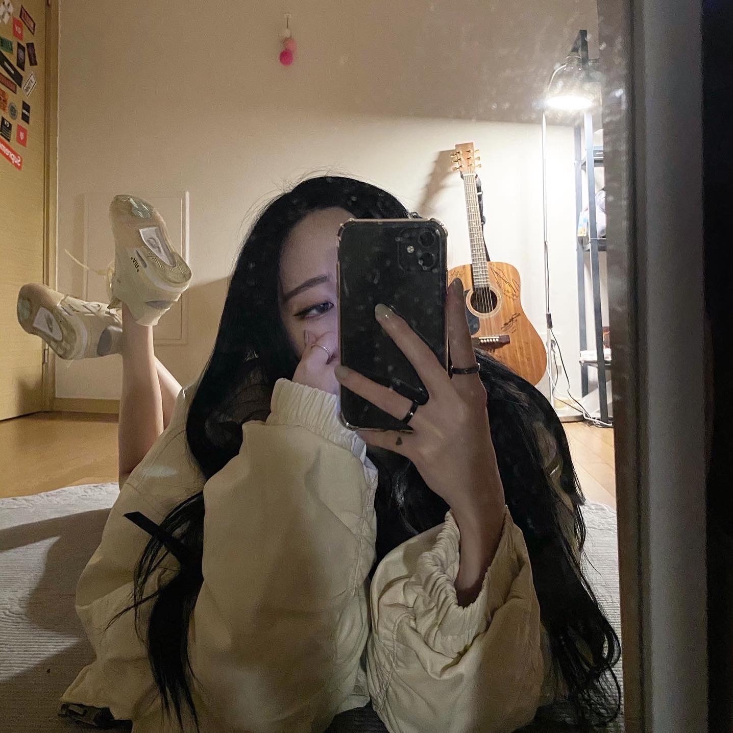 서녜 (@cseonye) 님의 게시물 | KREAM