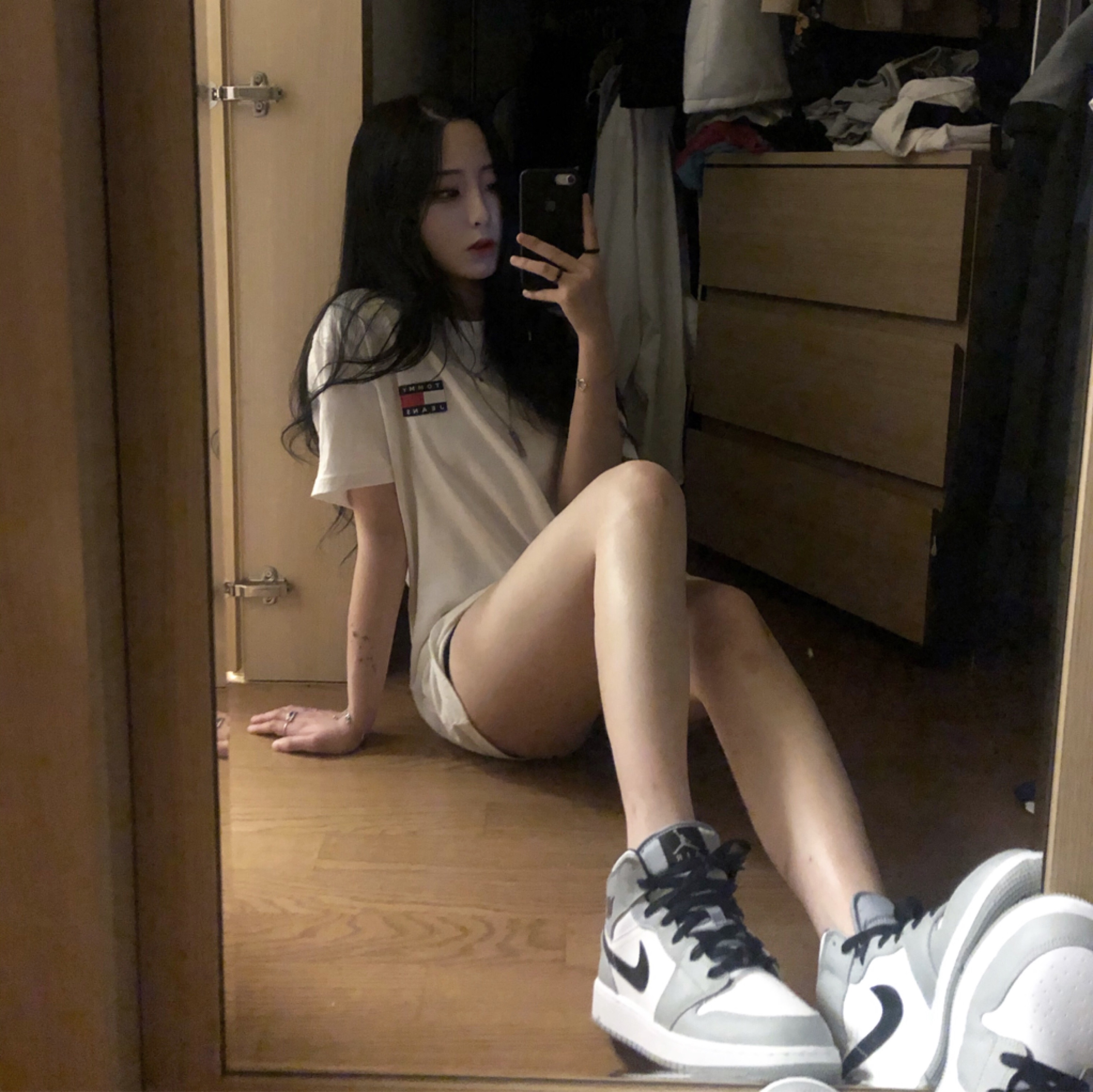 서녜 (@cseonye) 님의 게시물 | KREAM