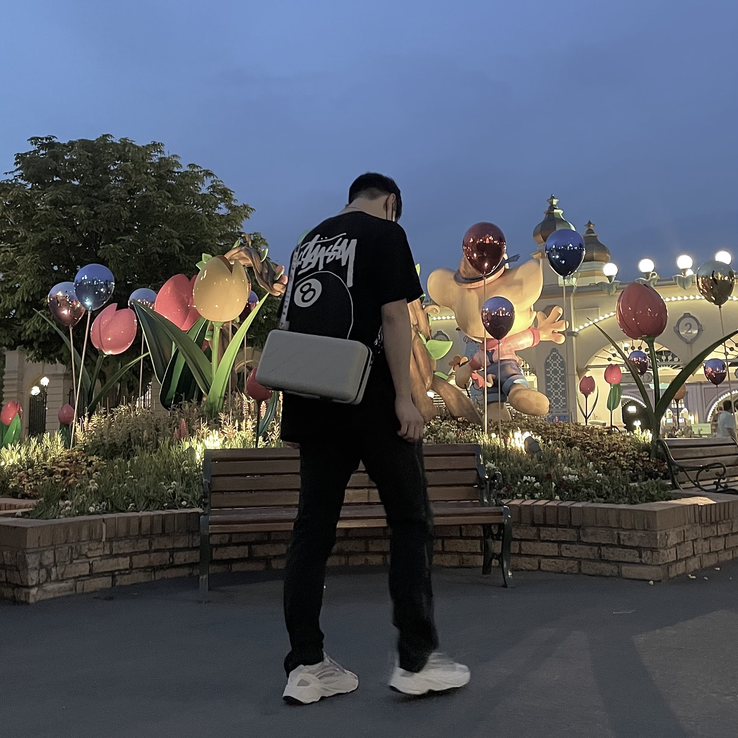 (@wavythewavy) 님의 게시물 | KREAM