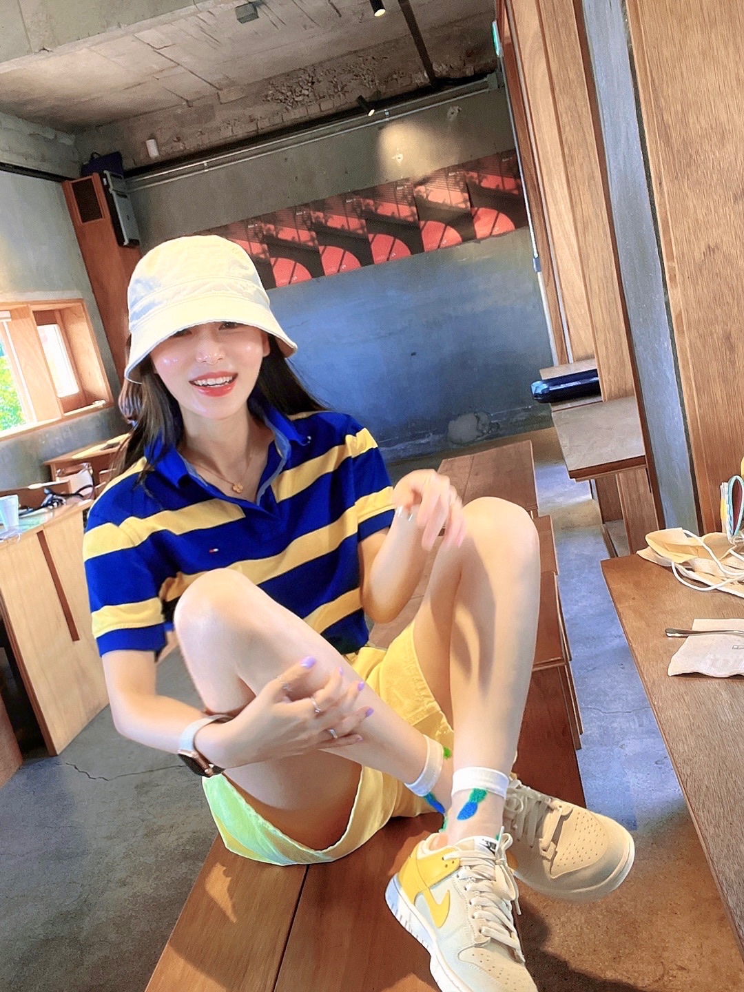 꿀벌이🐝 이지유 (@amelia_v) 님의 게시물 | KREAM