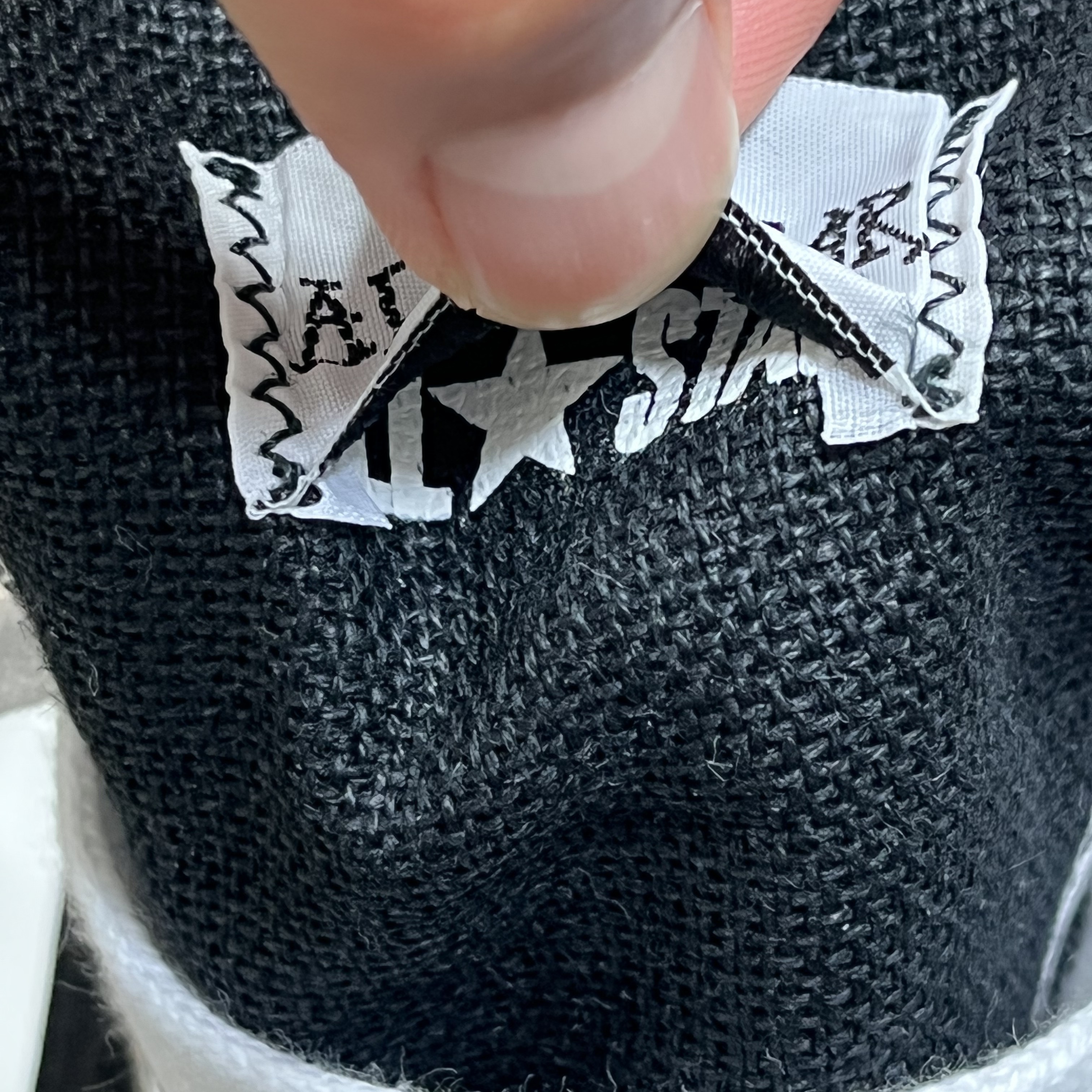 jj_카르고 (@jj_carrgo) 님의 게시물 | KREAM