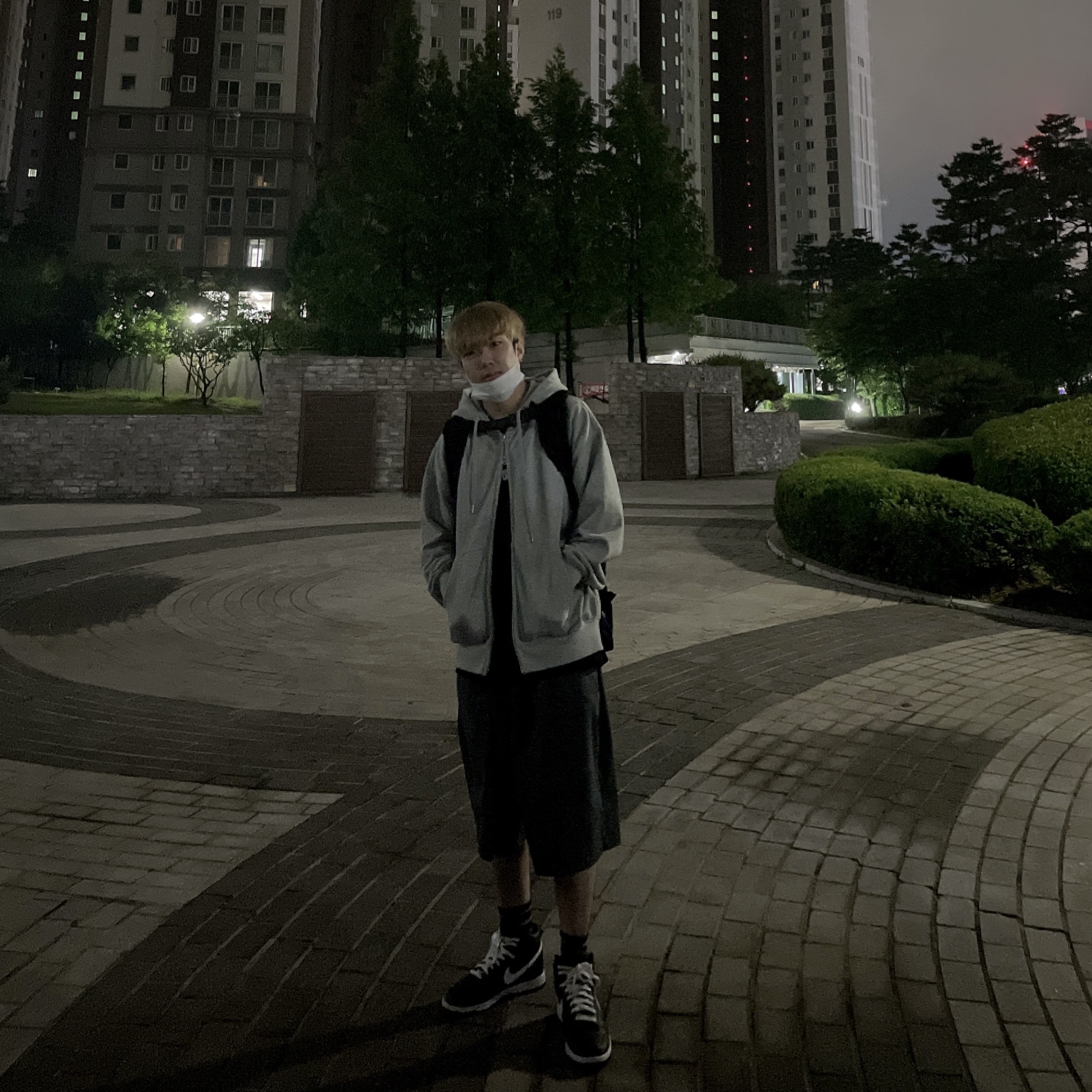 (@invade_jh) 님의 게시물 | KREAM