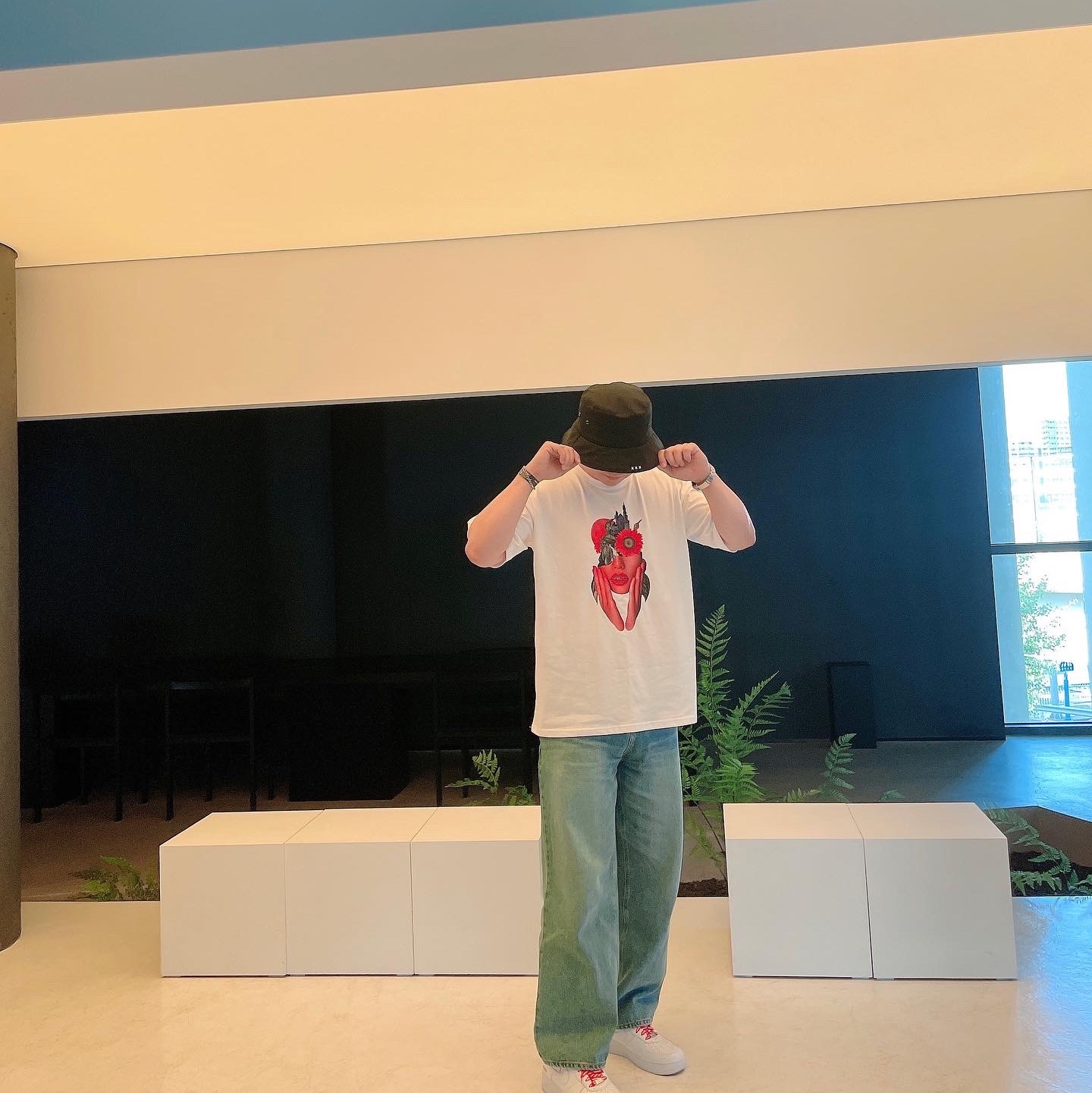 insta:run__s... (@dogecrople) 님의 게시물 | KREAM