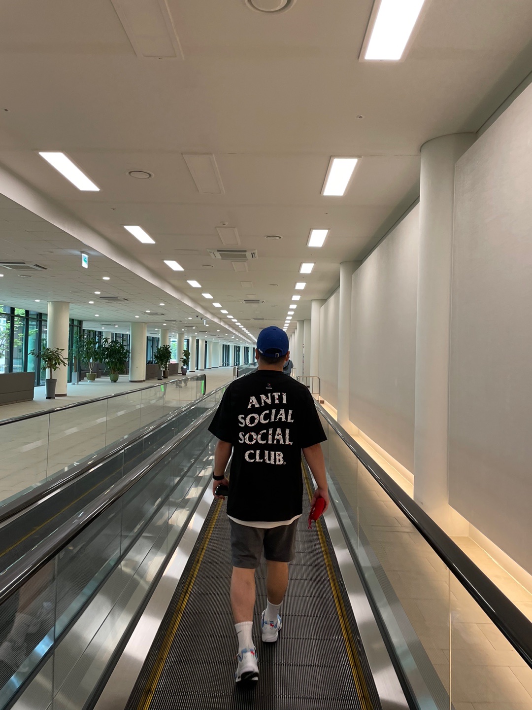 (@chobab) 님의 게시물 | KREAM