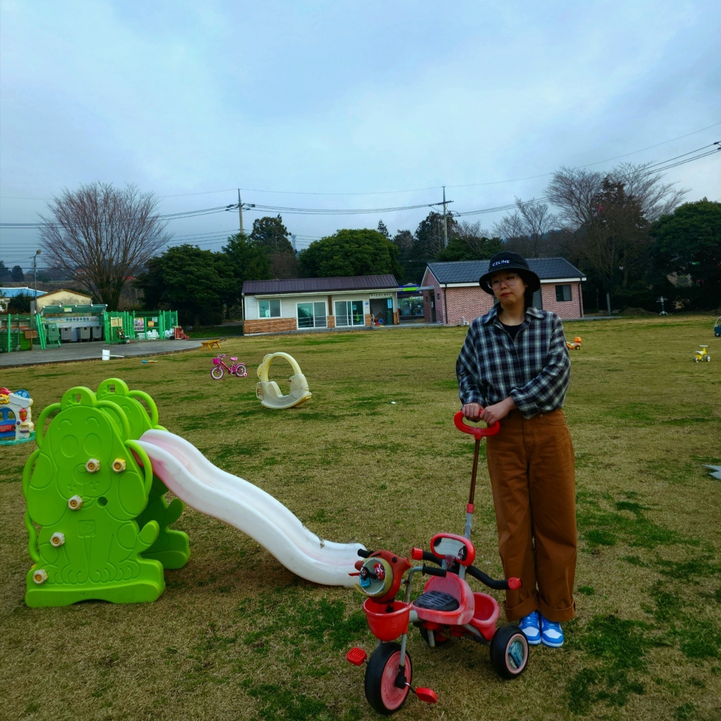 제주도민🍊 (@kang.hyodor...) 님의 게시물 | KREAM