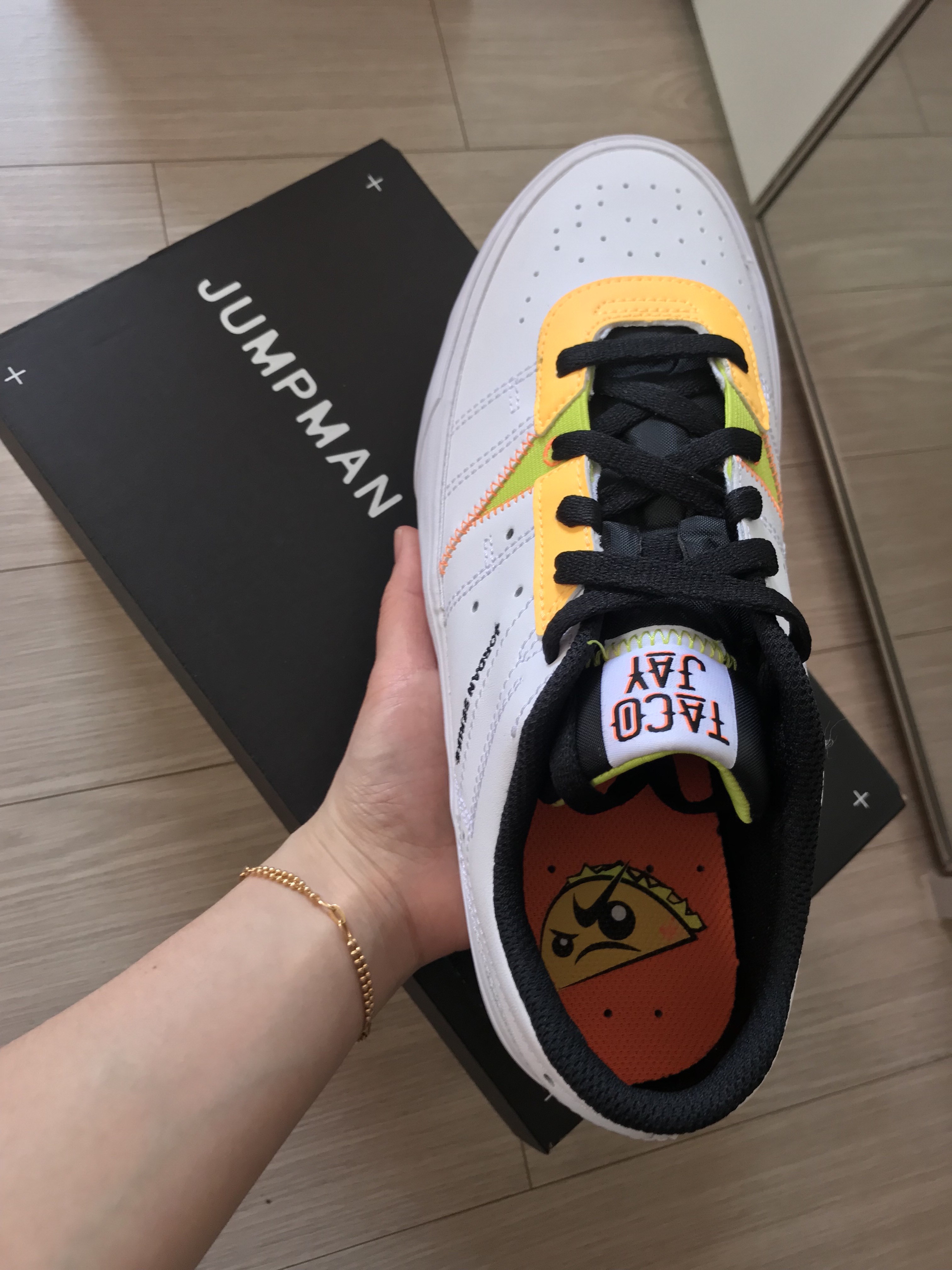 서지예 (@ji_yea) 님의 게시물 | KREAM