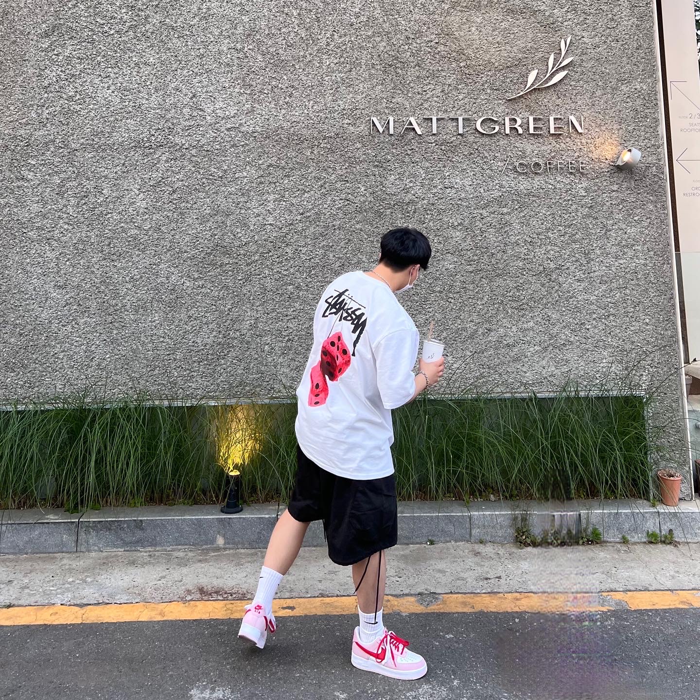 현민 (@_home__boy) 님의 게시물 | KREAM