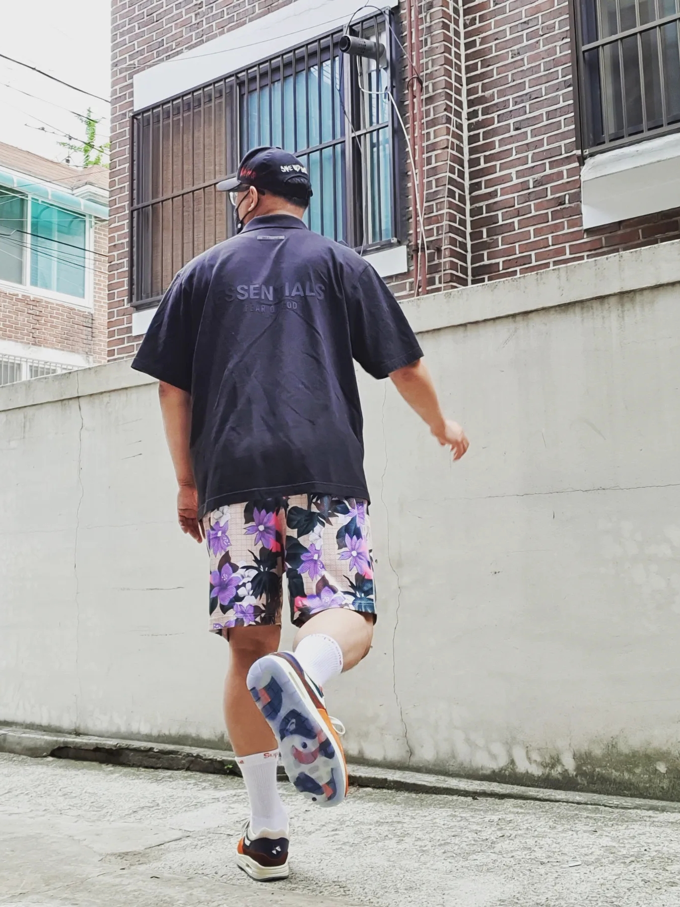 럽디베베 (@dooho14) 님의 게시물 | KREAM