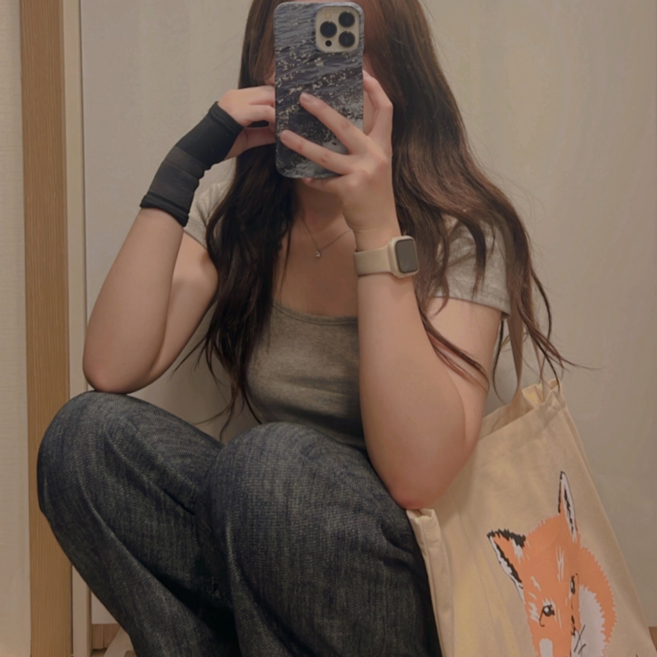 k.yeunn (@e2fxgu) 님의 게시물 | KREAM