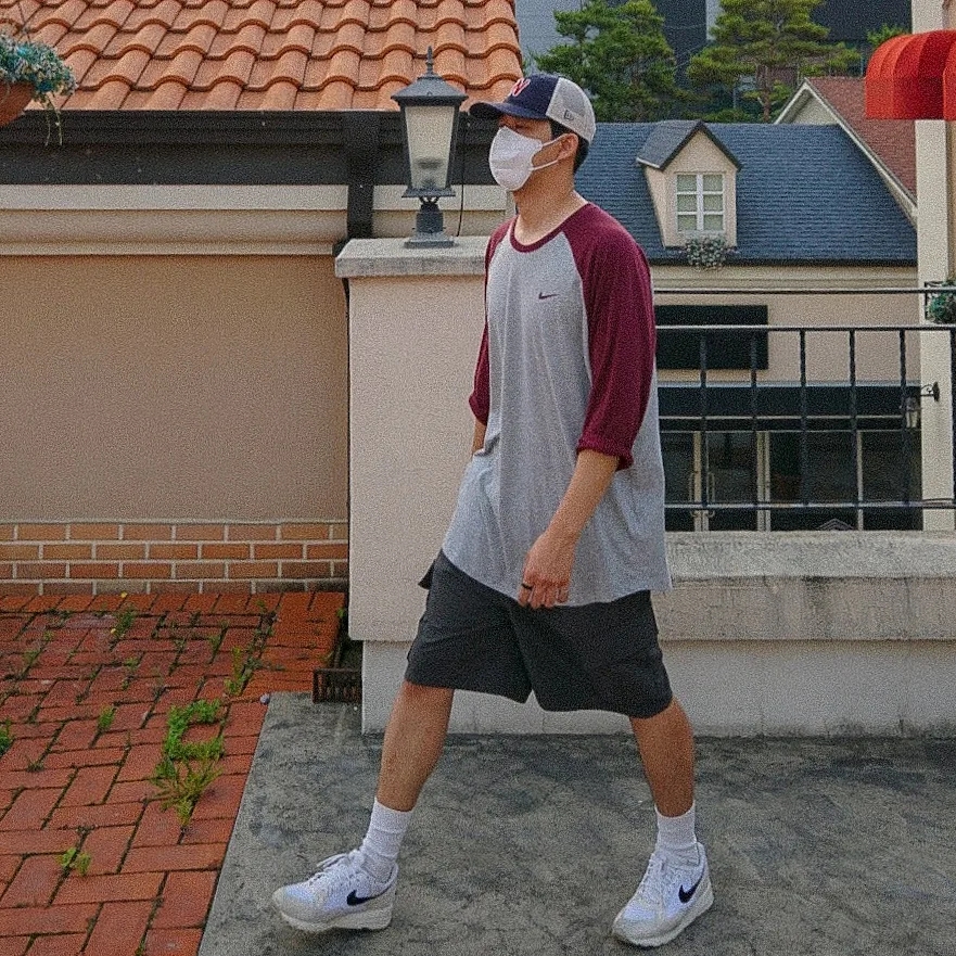 로시츠키 (@cs_dailylook) 님의 게시물 | KREAM