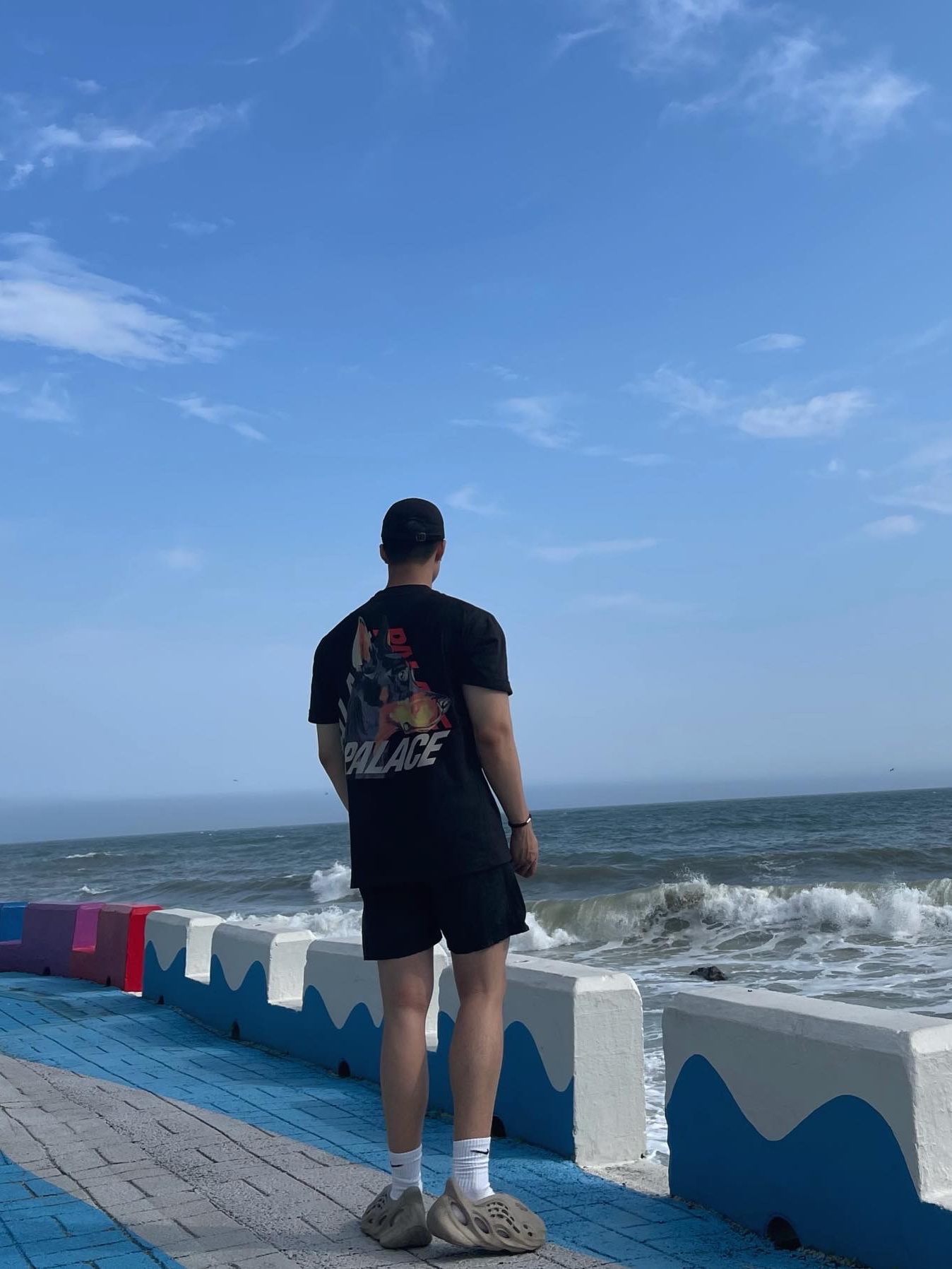 버미 (@_beomy) 님의 게시물 | KREAM