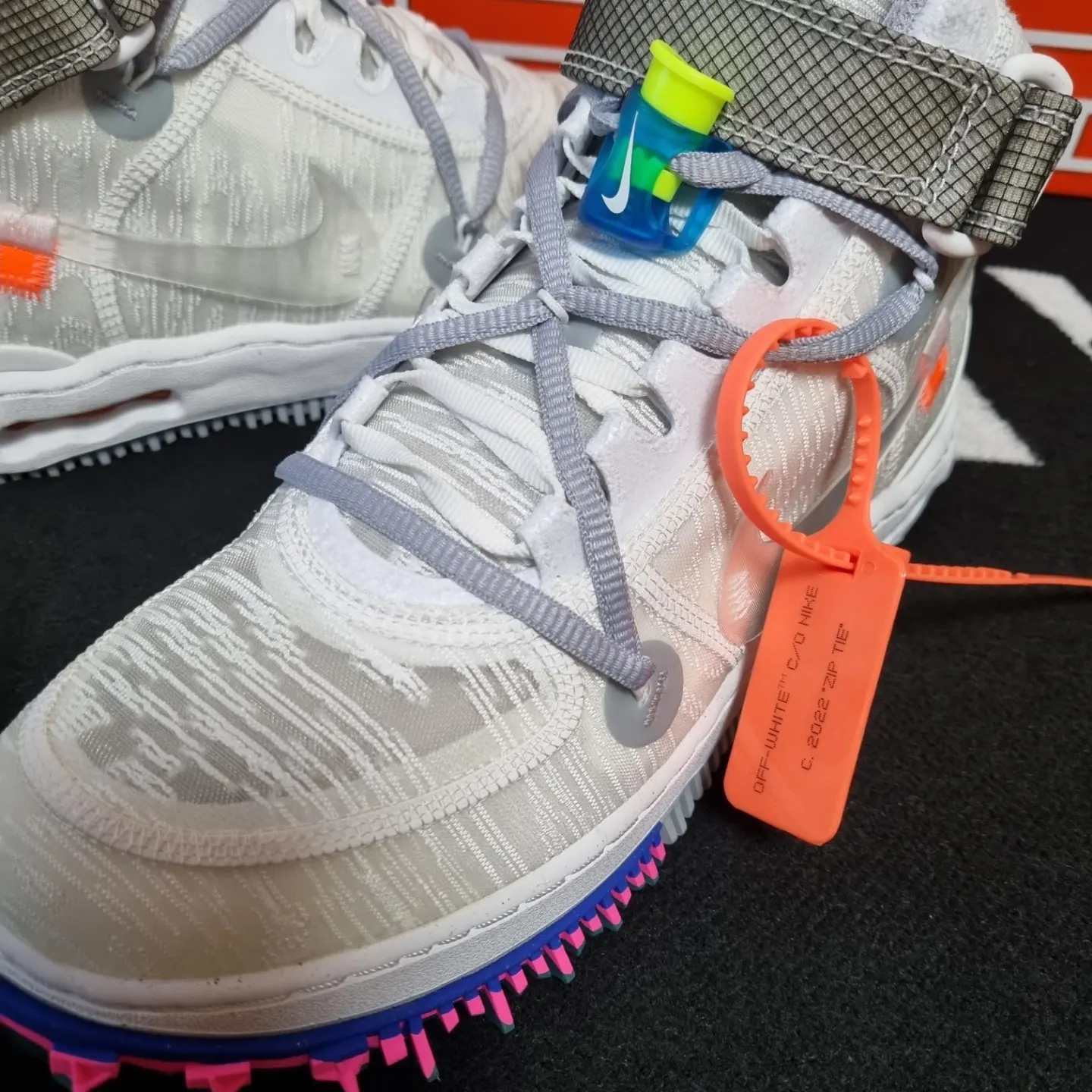 공대생 (@hx__kim) 님의 게시물 | KREAM