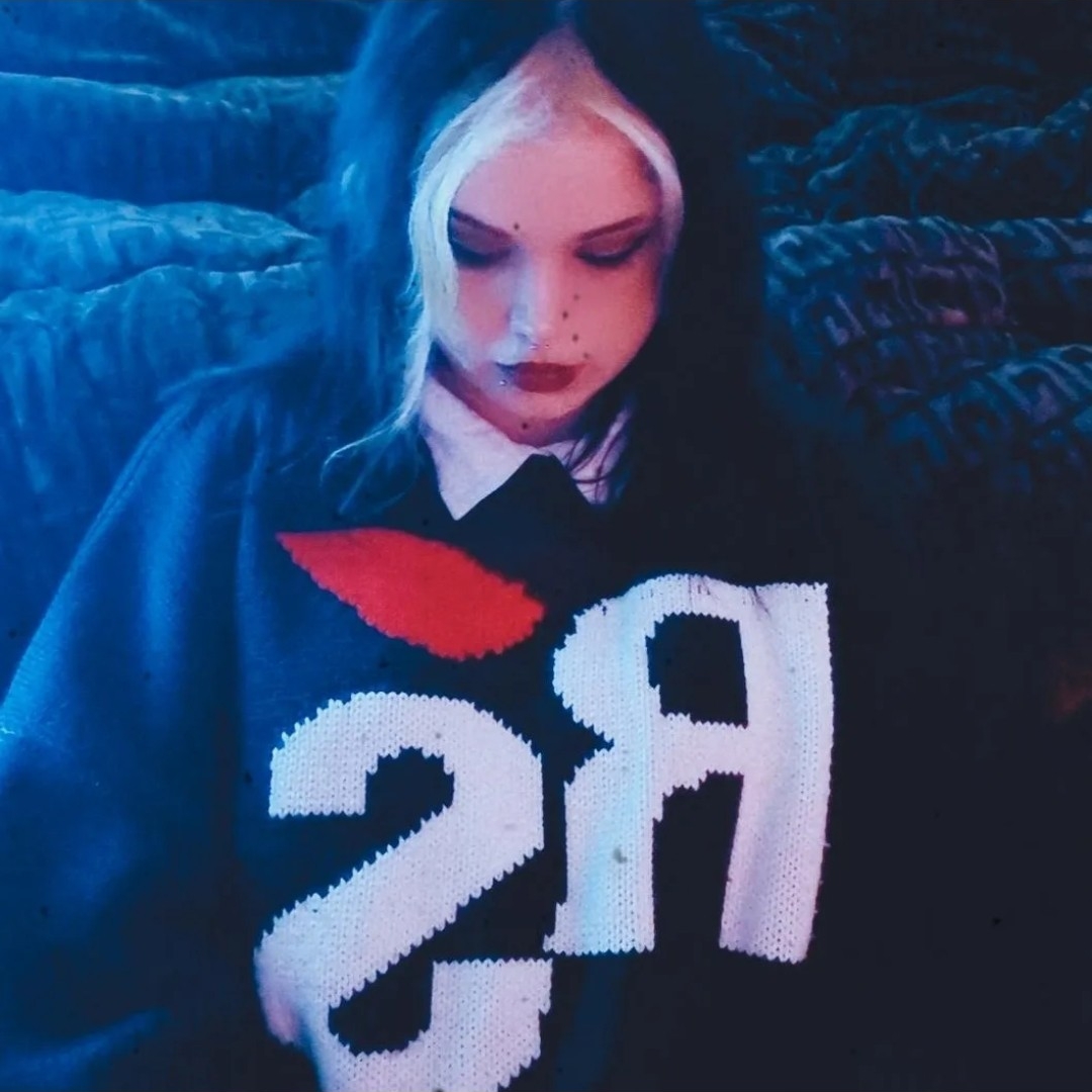 lx (@lxxoo) 님의 게시물 | KREAM