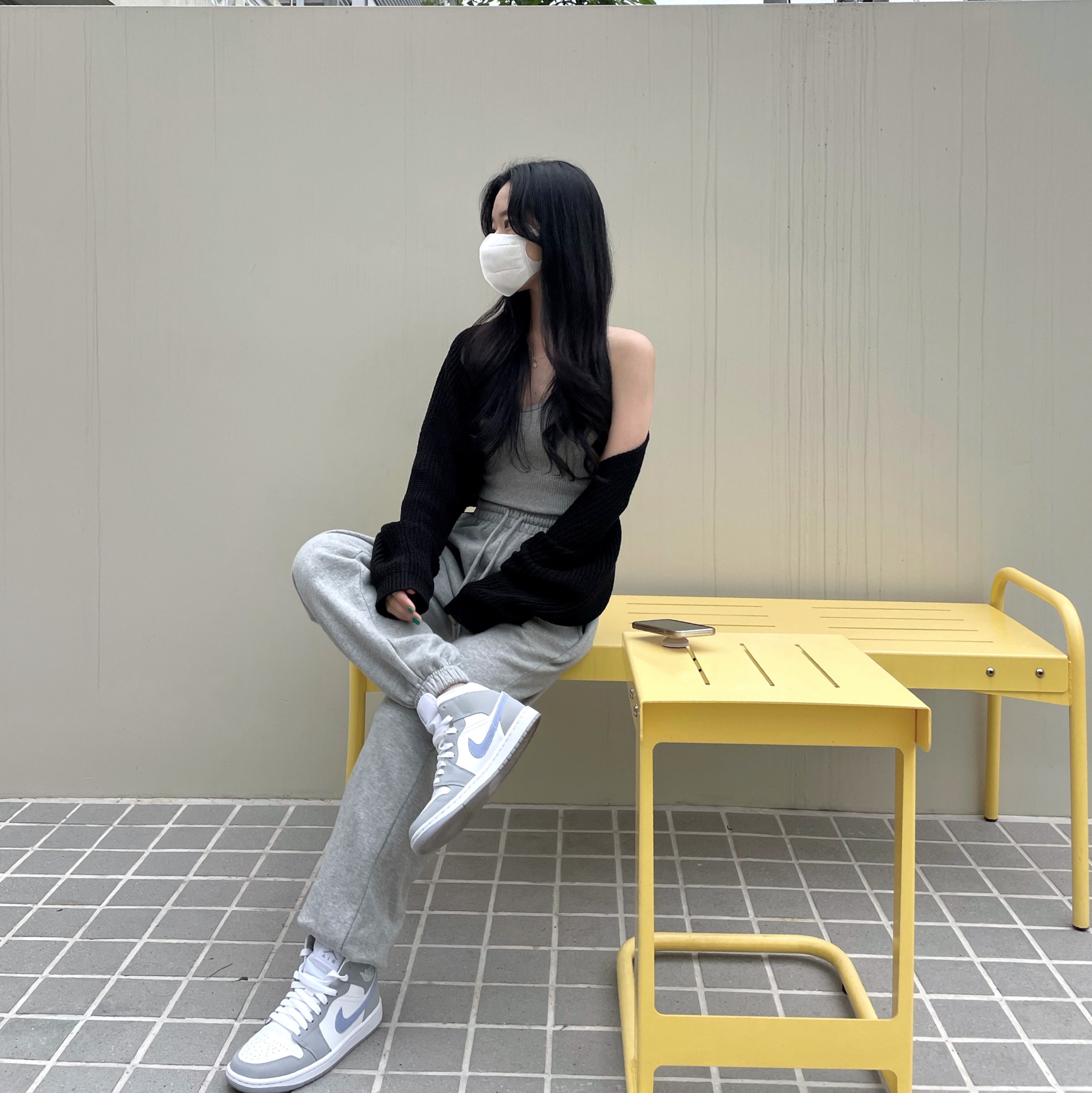 으진 (@elf_uijin) 님의 게시물 | KREAM