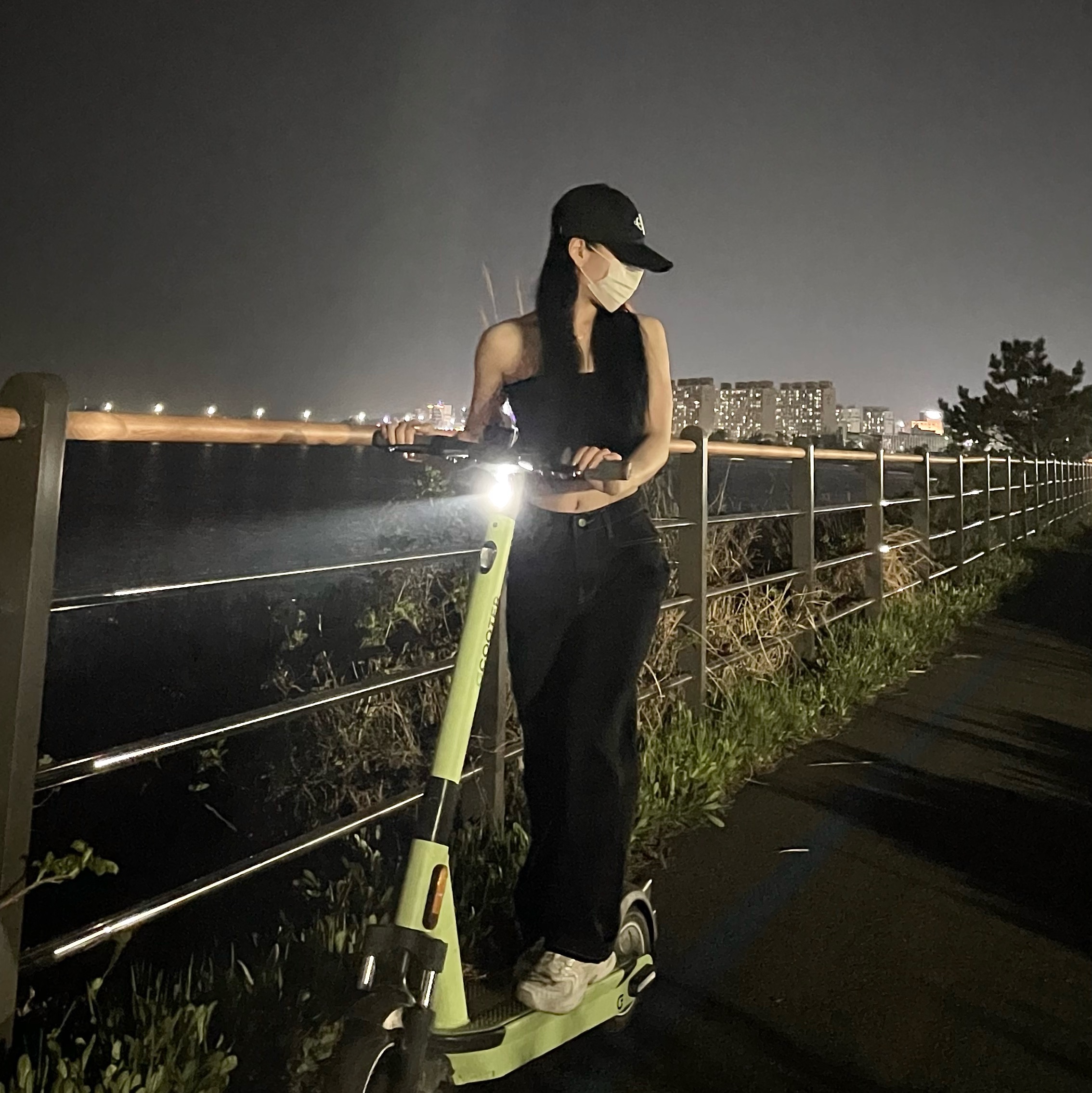 으진 (@elf_uijin) 님의 게시물 | KREAM