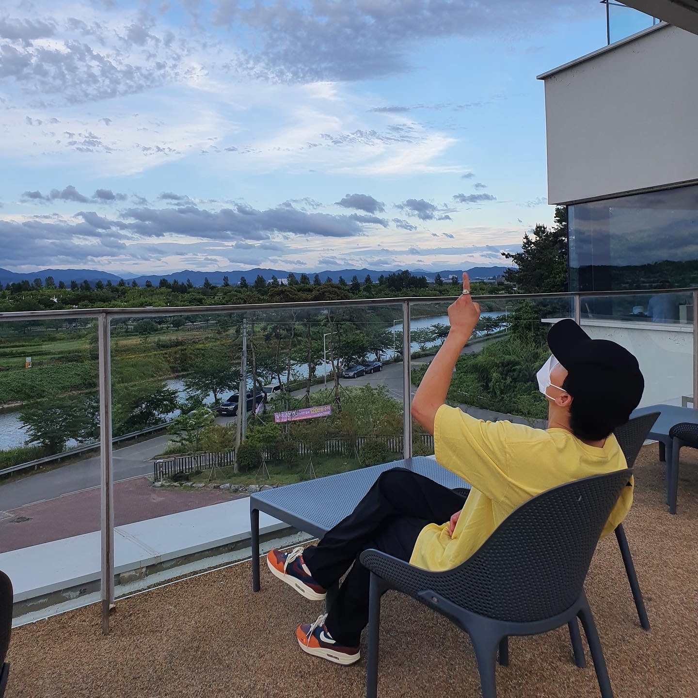 (@dooo.bu) 님의 게시물 | KREAM