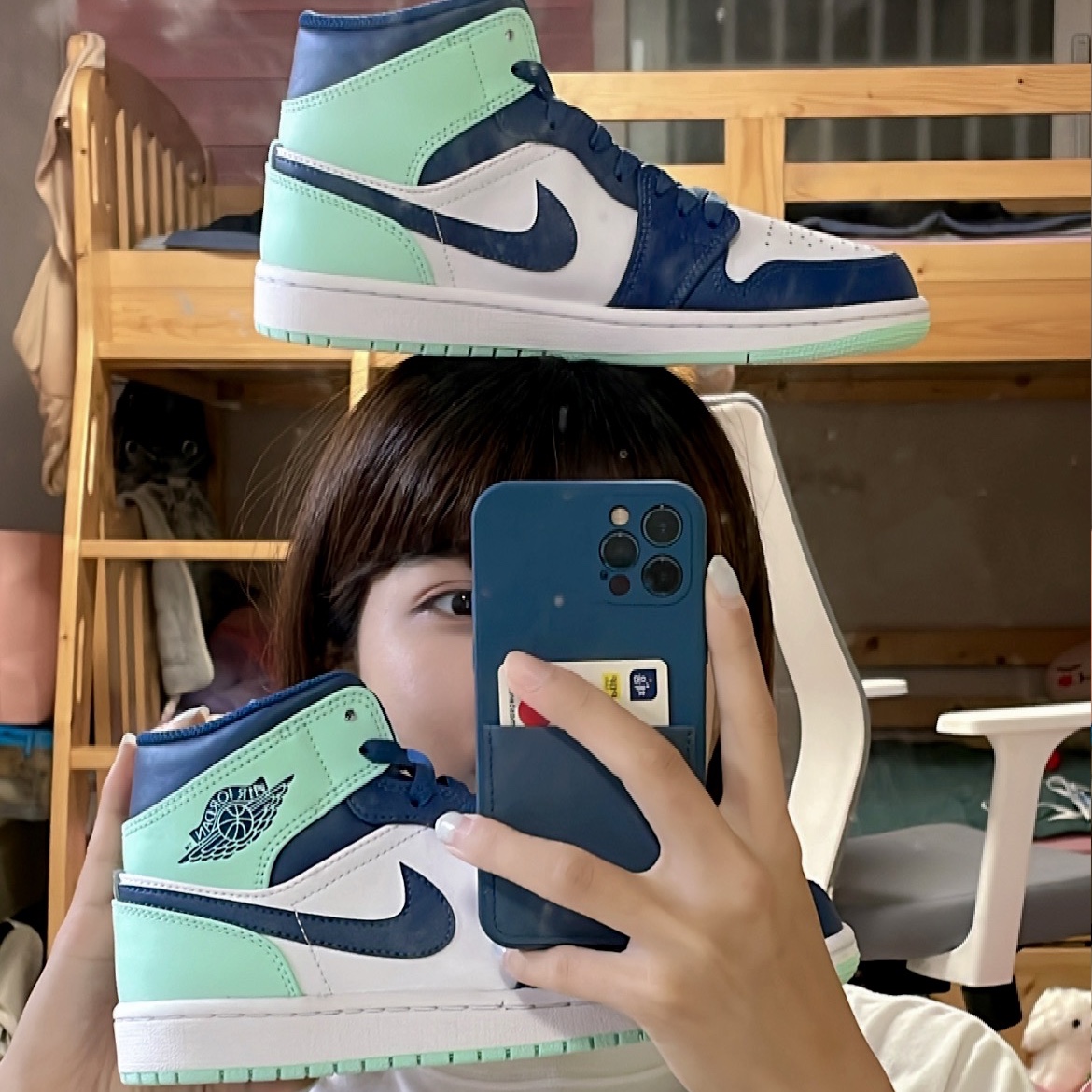 dbwls1181 (@yu._.jin_) 님의 게시물 | KREAM