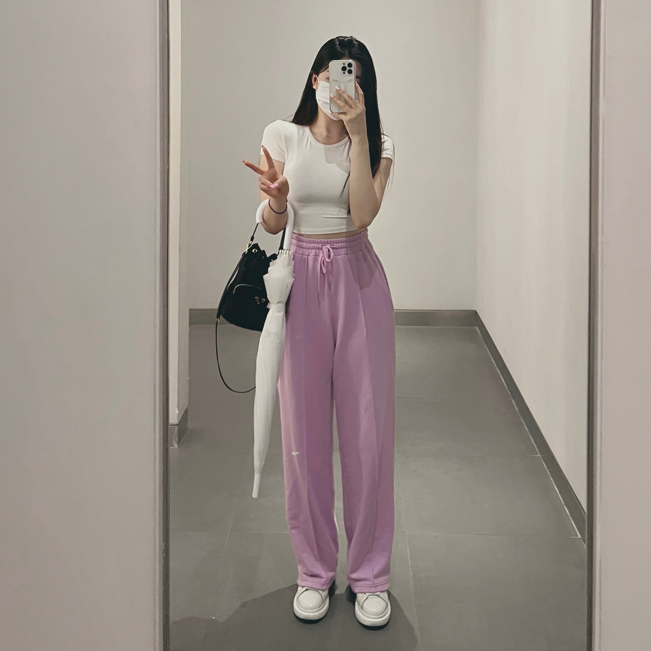 (@niijuy) 님의 게시물 | KREAM