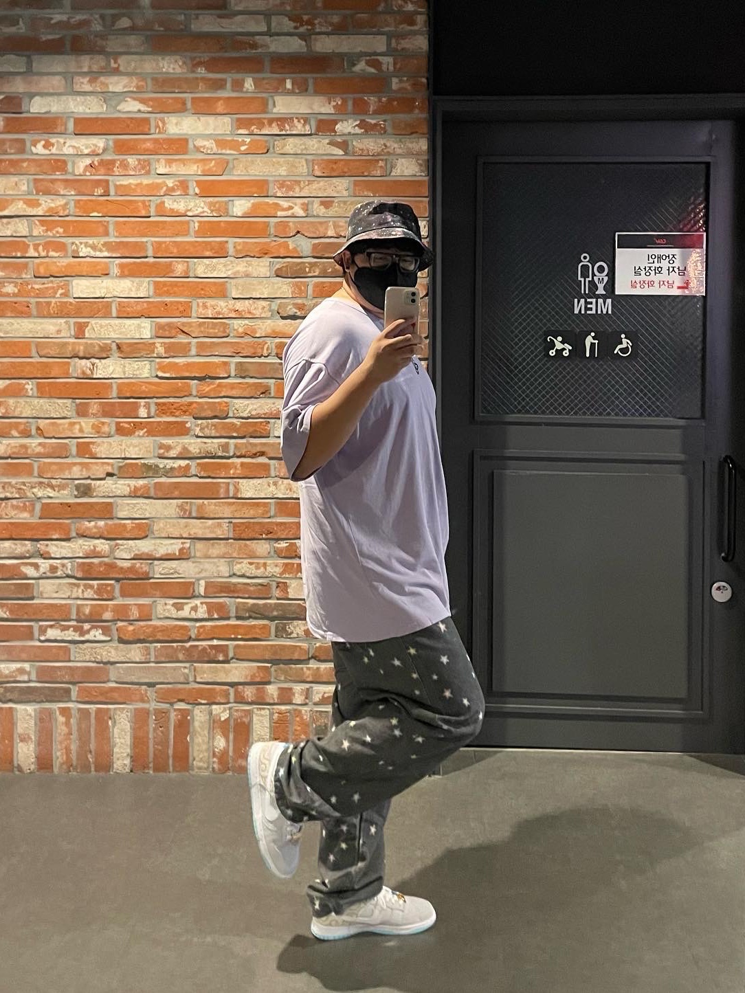 전대우 (@tigerdw) 님의 게시물 | KREAM