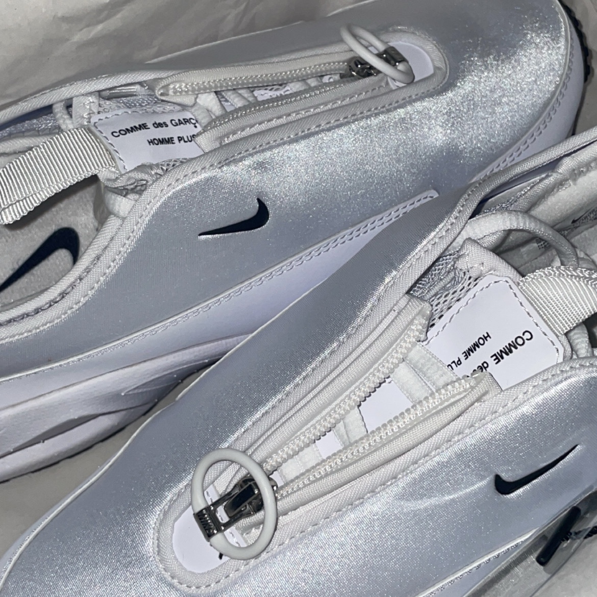 셀아 (@callmesera_) 님의 게시물 | KREAM