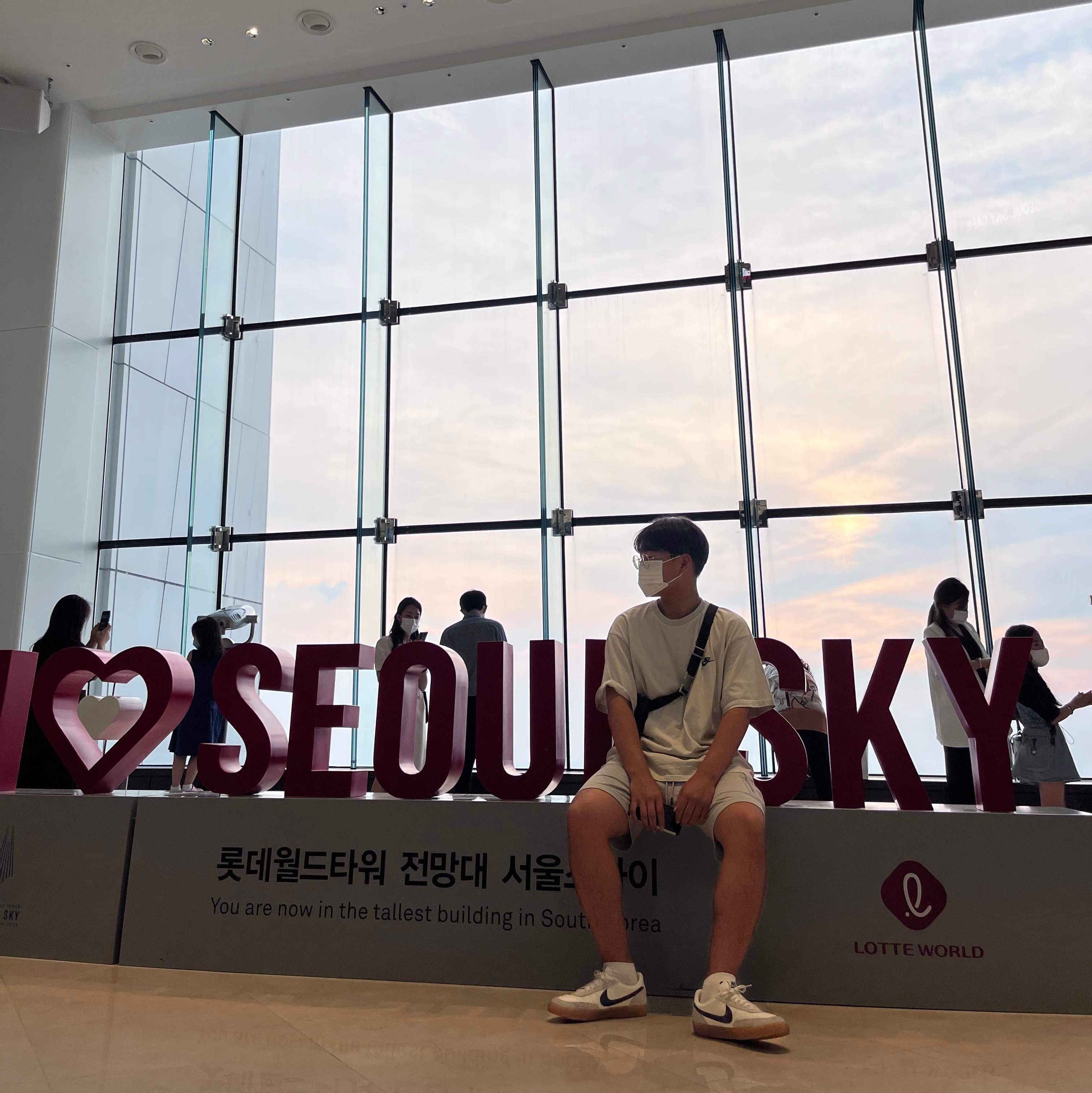 구민혁 (@min._.h) 님의 게시물 | KREAM