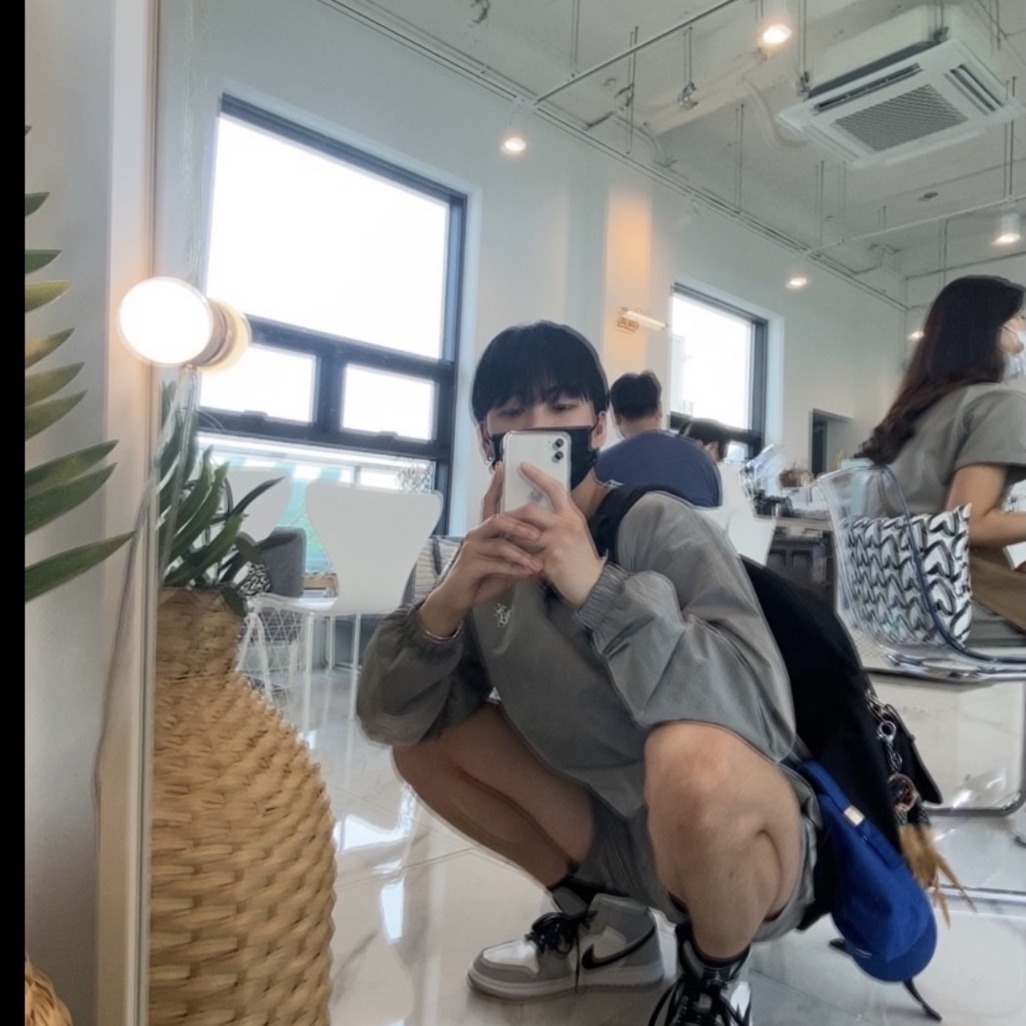 ivy9419 (@jae.hong) 님의 게시물 | KREAM