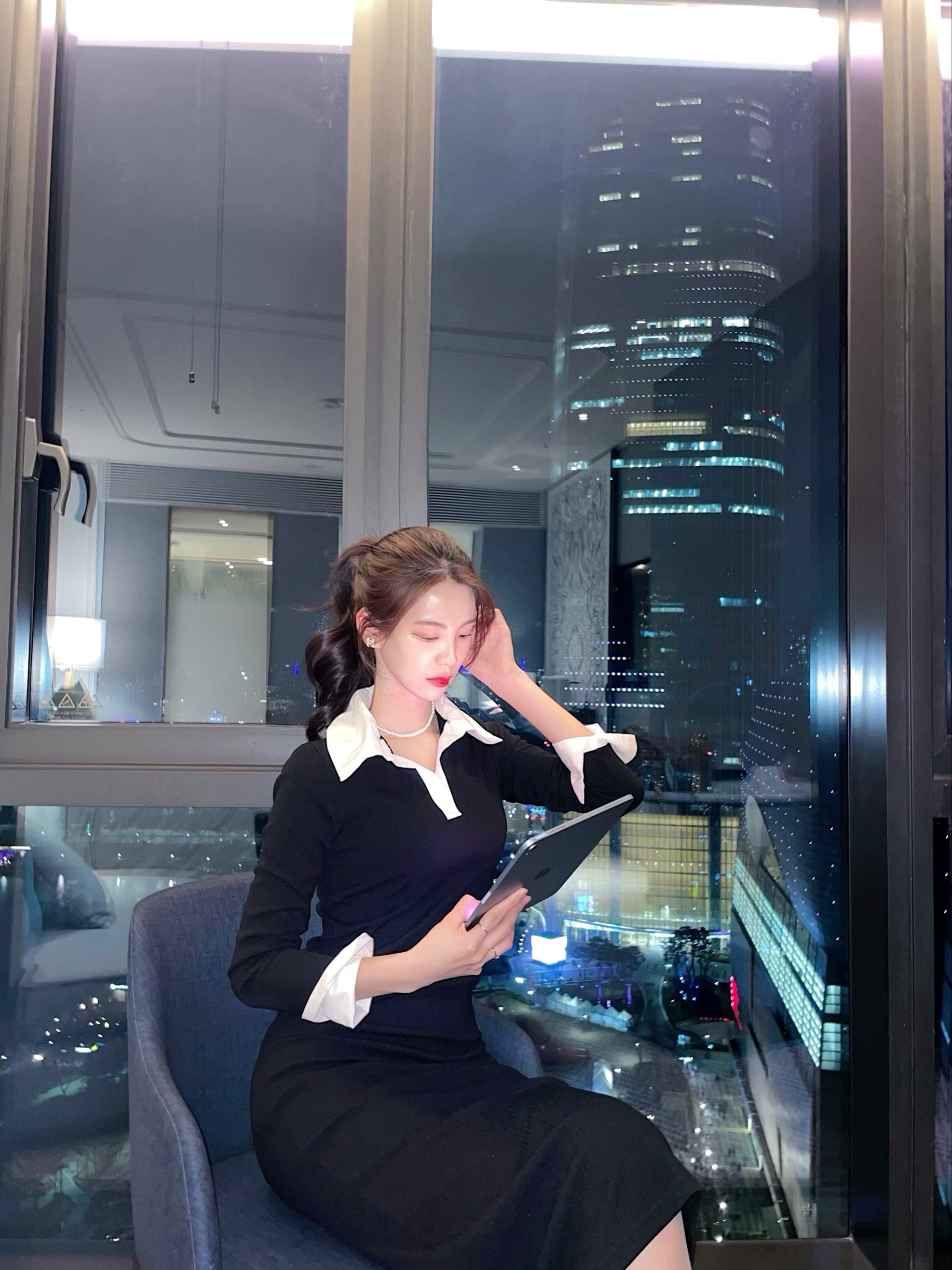 📍insta: @hai... (@hailey_.hk) 님의 게시물 | KREAM