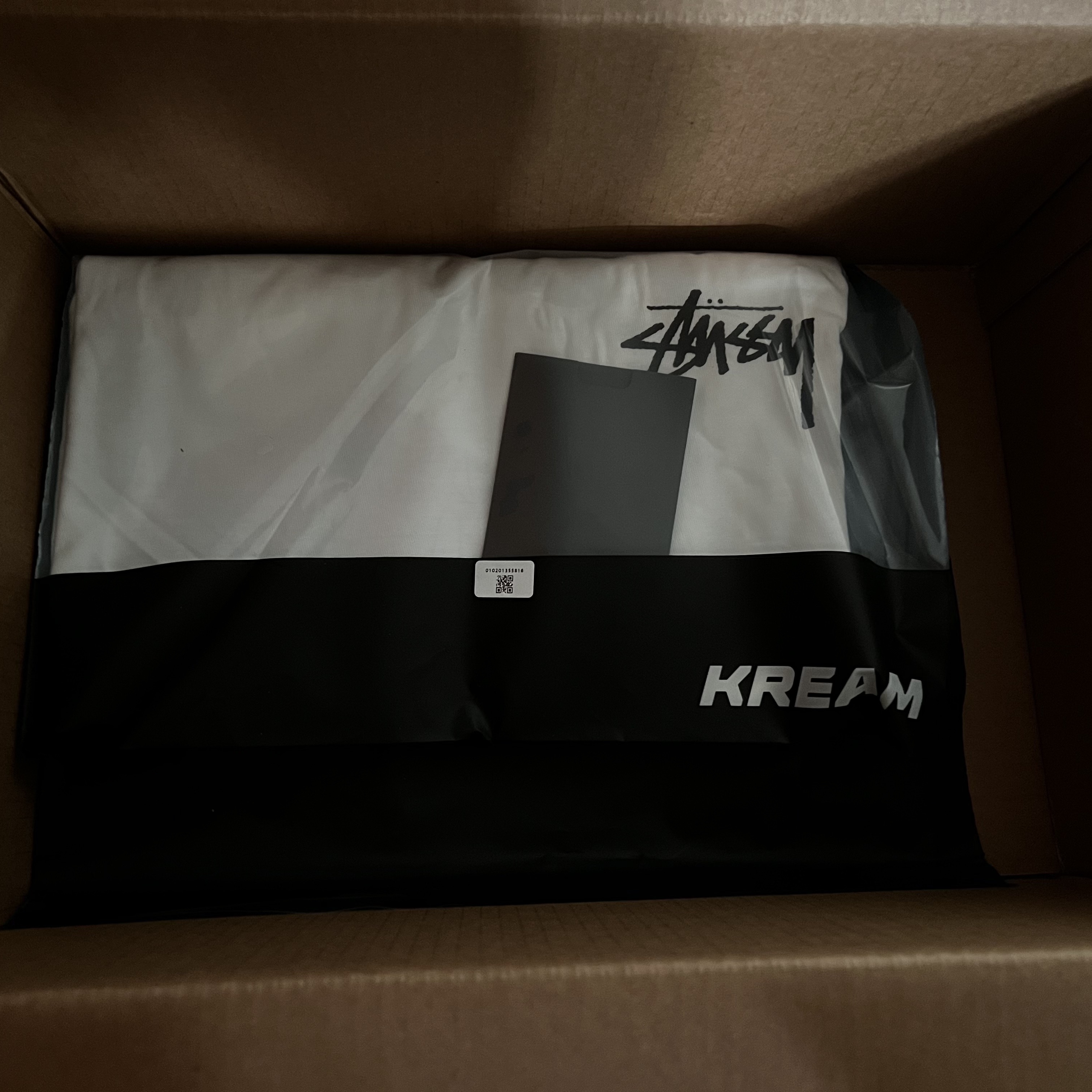 🎧 (@m_185_w) 님의 게시물 | KREAM