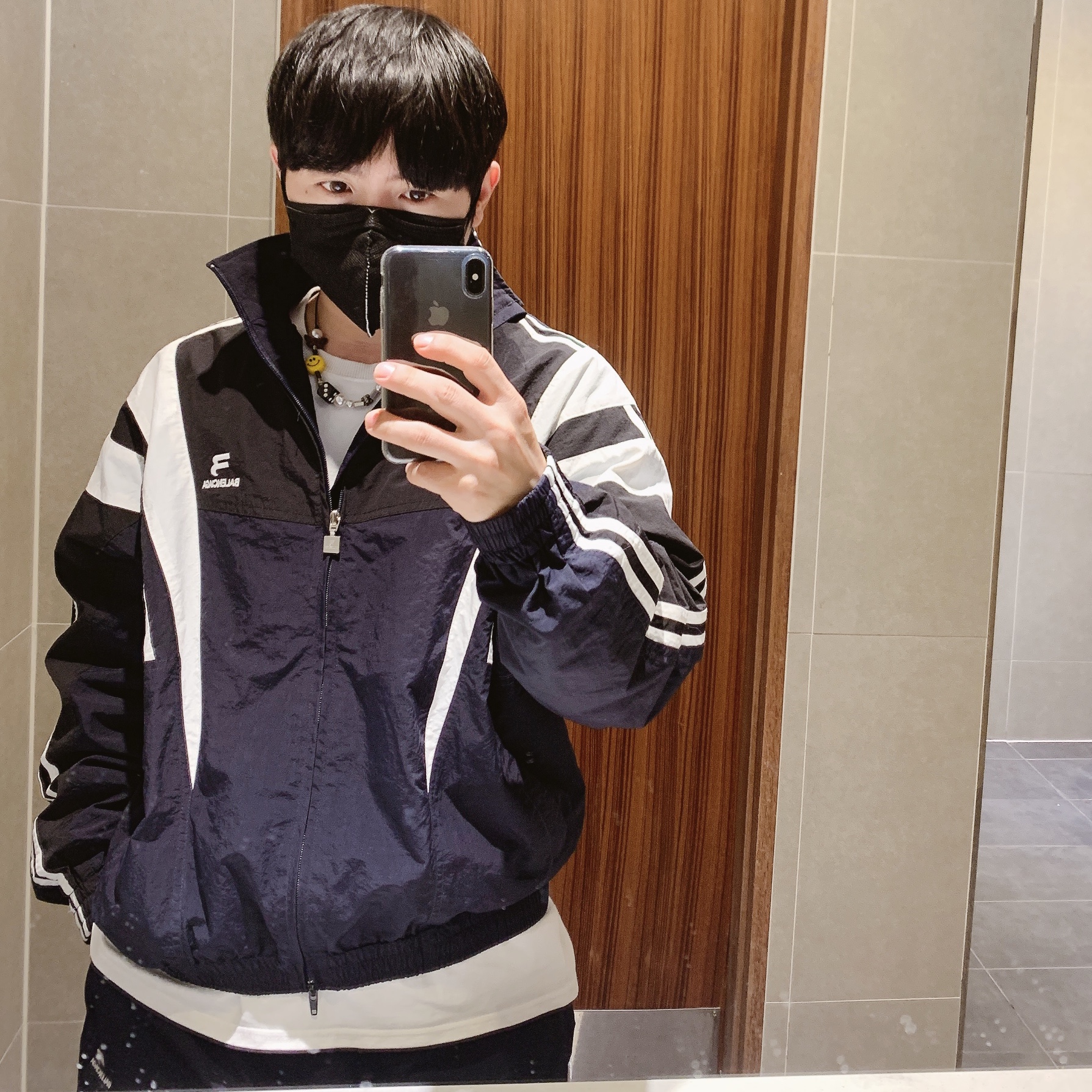 쿠니쿠니 (@electrickun) 님의 게시물 | KREAM