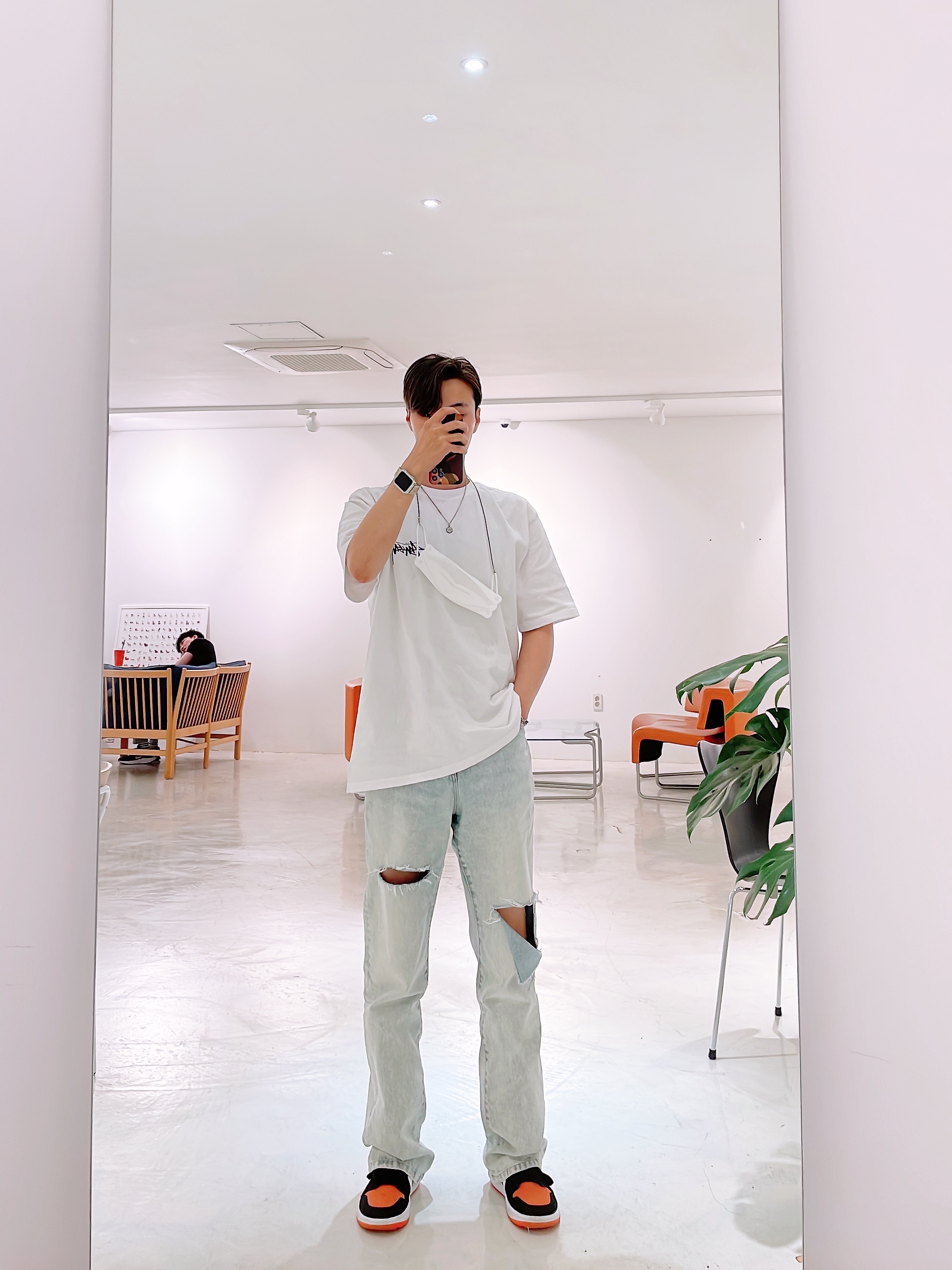 지훈 / 32 (@jihoon92) 님의 게시물 | KREAM