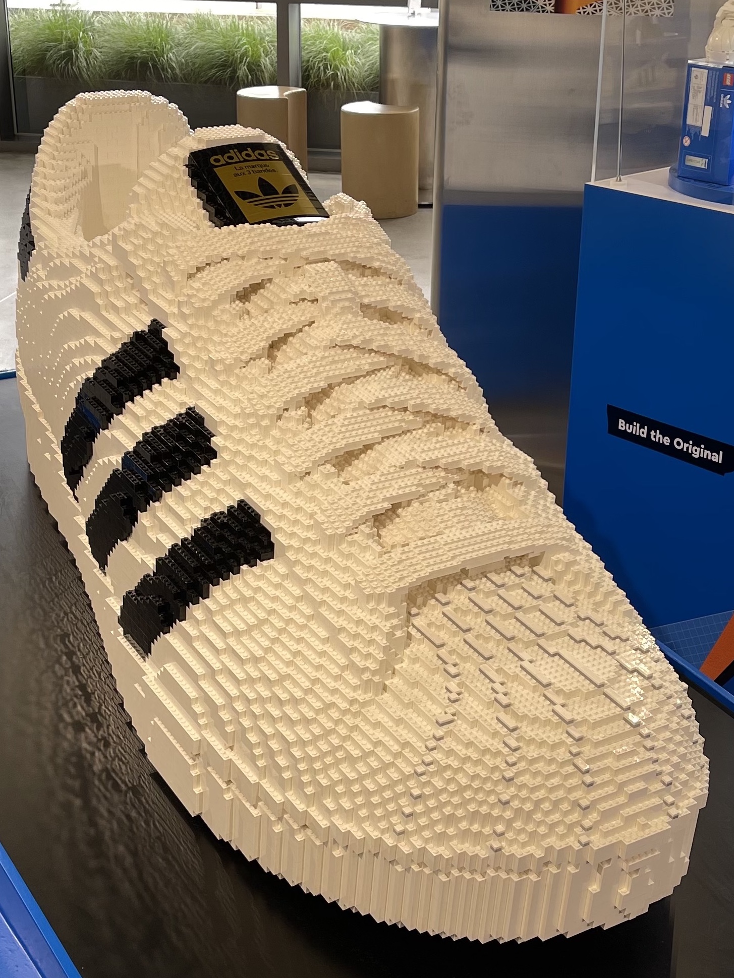 리레이스 (@rerace) 님의 게시물 | KREAM