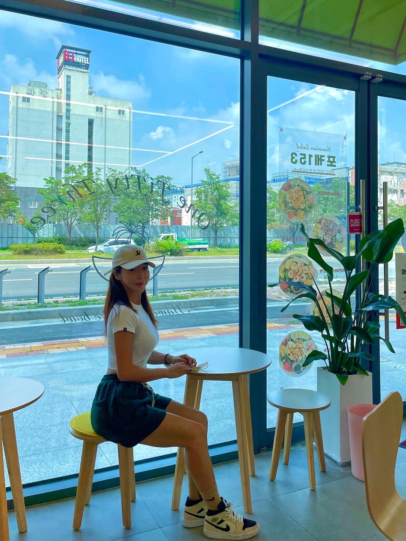 율 🫠 (@i.am_yull) 님의 게시물 | KREAM