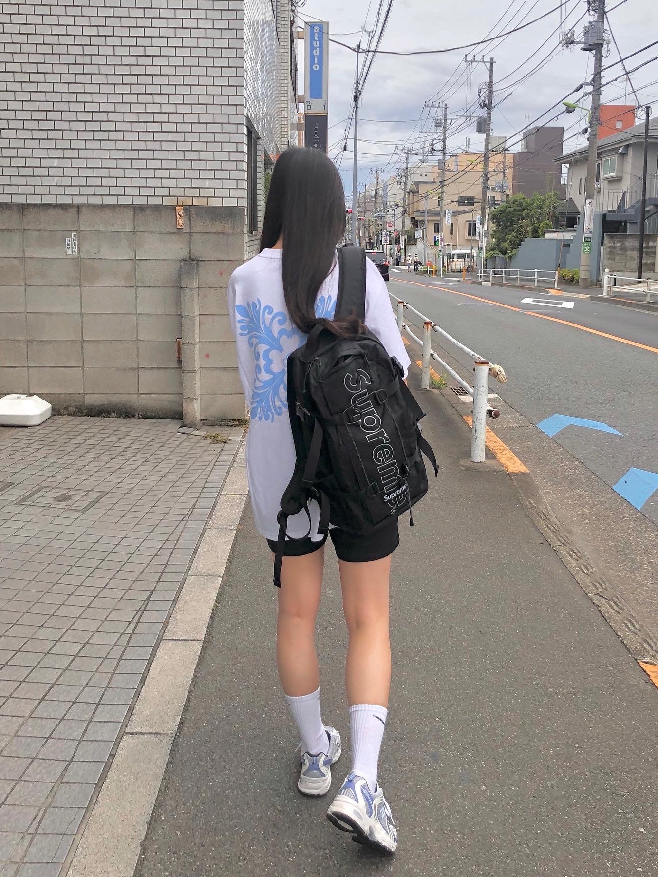 YENI ️彡 (@yeni_day) 님의 게시물 | KREAM