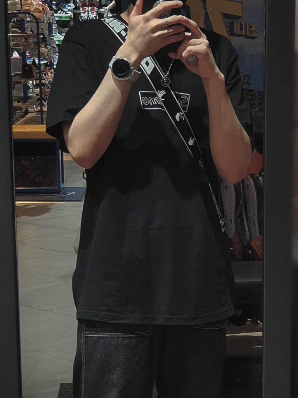 모리 (@owater_97) 님의 게시물 | KREAM